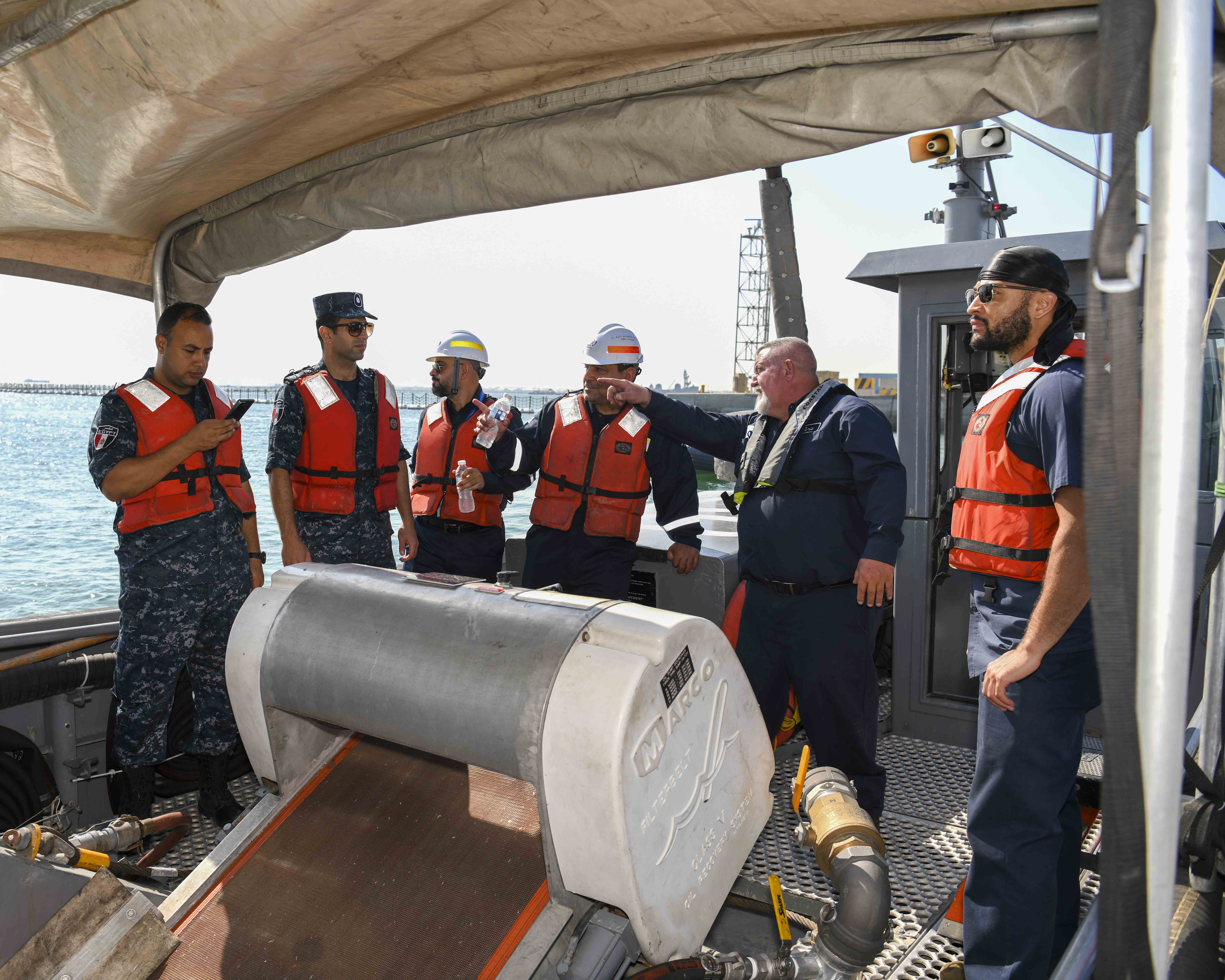 NSA Bahrain, NAVSEA Conduct Annual Oil Spill Response Training Exercise ...
