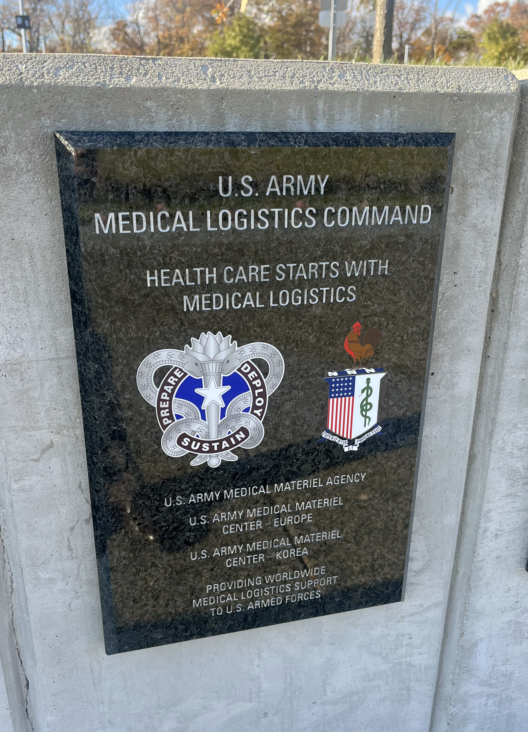 AMLC joins fellow medical organizations with plaque at national Army ...