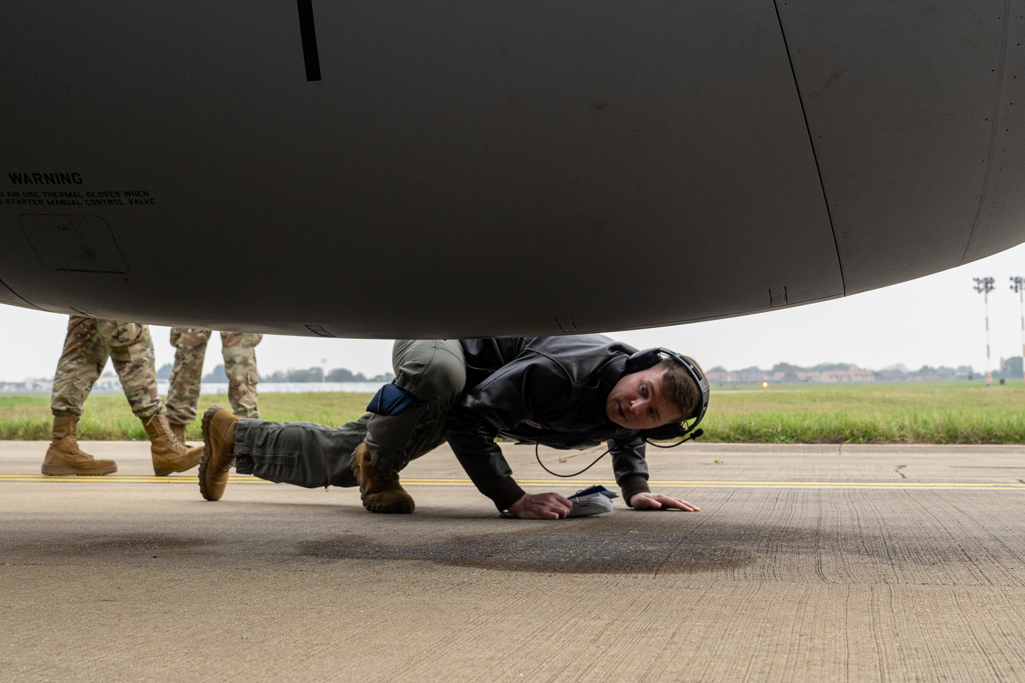 100th ARW refuels 2nd BW B-52 during BTF > Royal Air Force Mildenhall ...