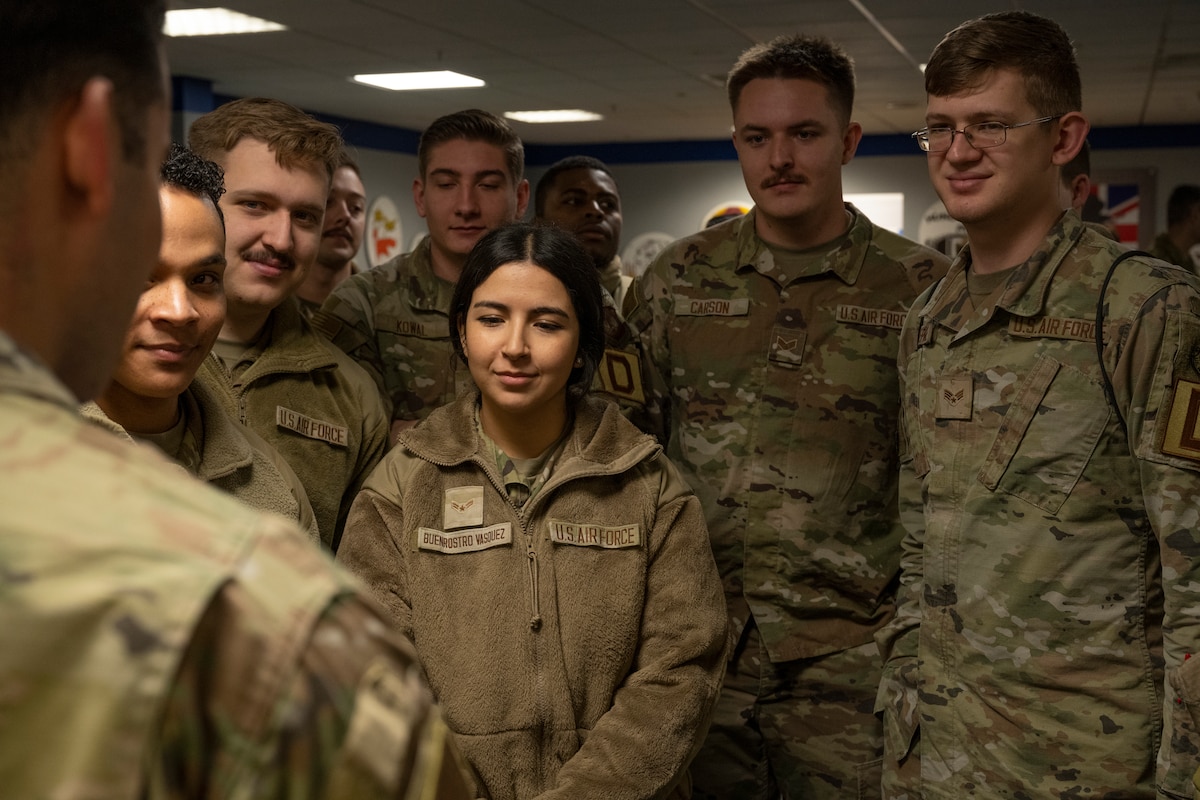 100th ARW supports USCENTCOM operations > Royal Air Force Mildenhall ...