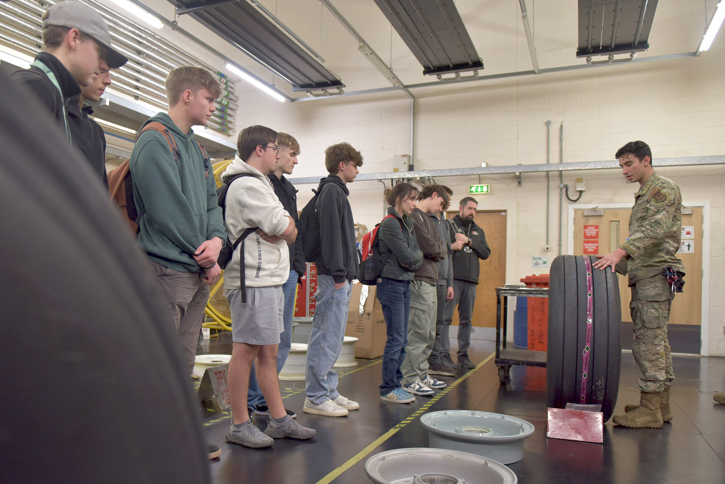 College students visit RAF Mildenhall > Royal Air Force Mildenhall ...