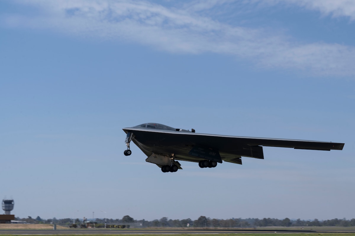 b11 stealth bomber