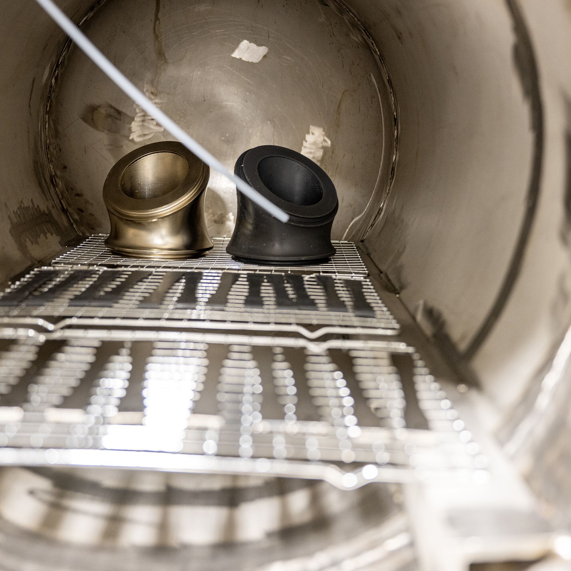 How Off-Gassing Keeps Divers, Submariners Safe From Toxin-Releasing ...