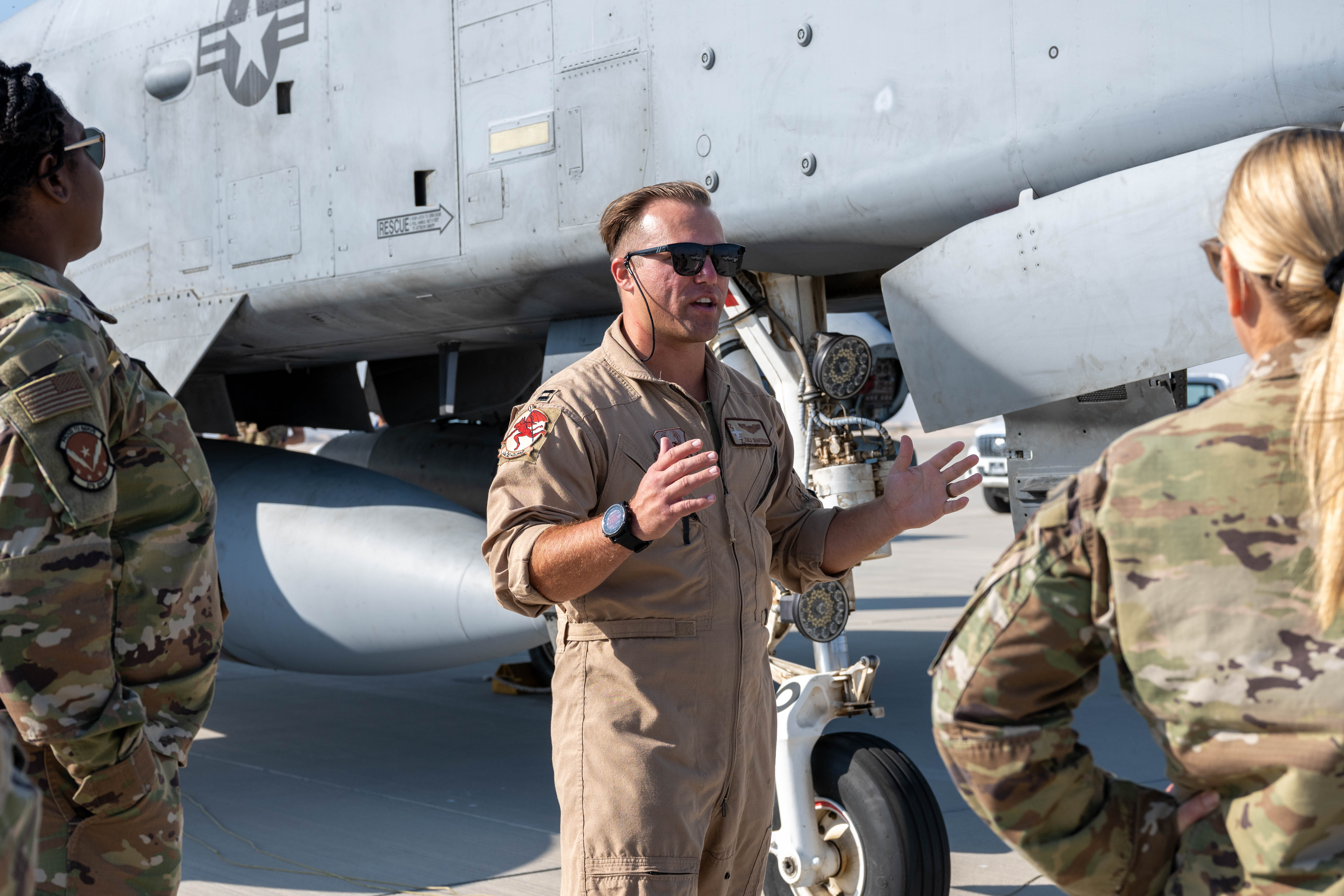 379th EFSS Pet the Jet > U.S. Air Forces Central > Article Display