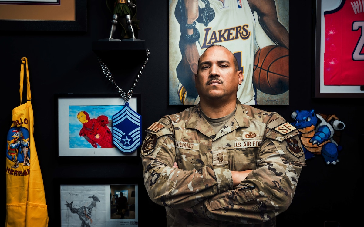 SMSgt. Brian Williams: the man of iron > Luke Air Force Base > Article ...