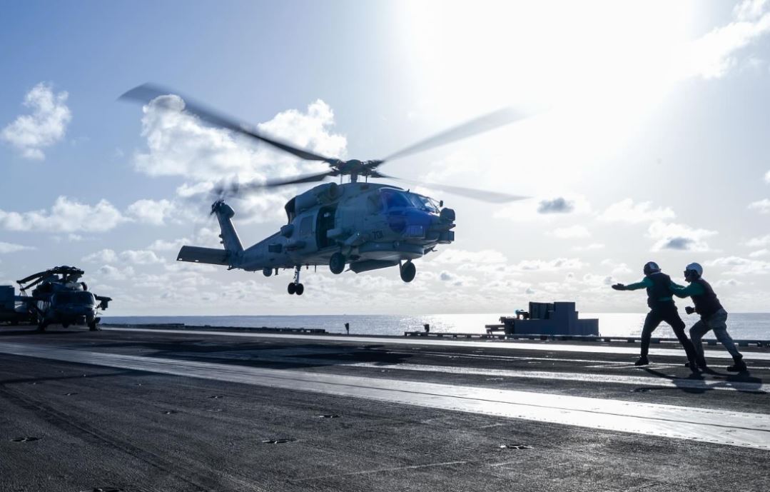 HSM-72 Holds Change of Command Ceremony, Welcomes New Commanding ...