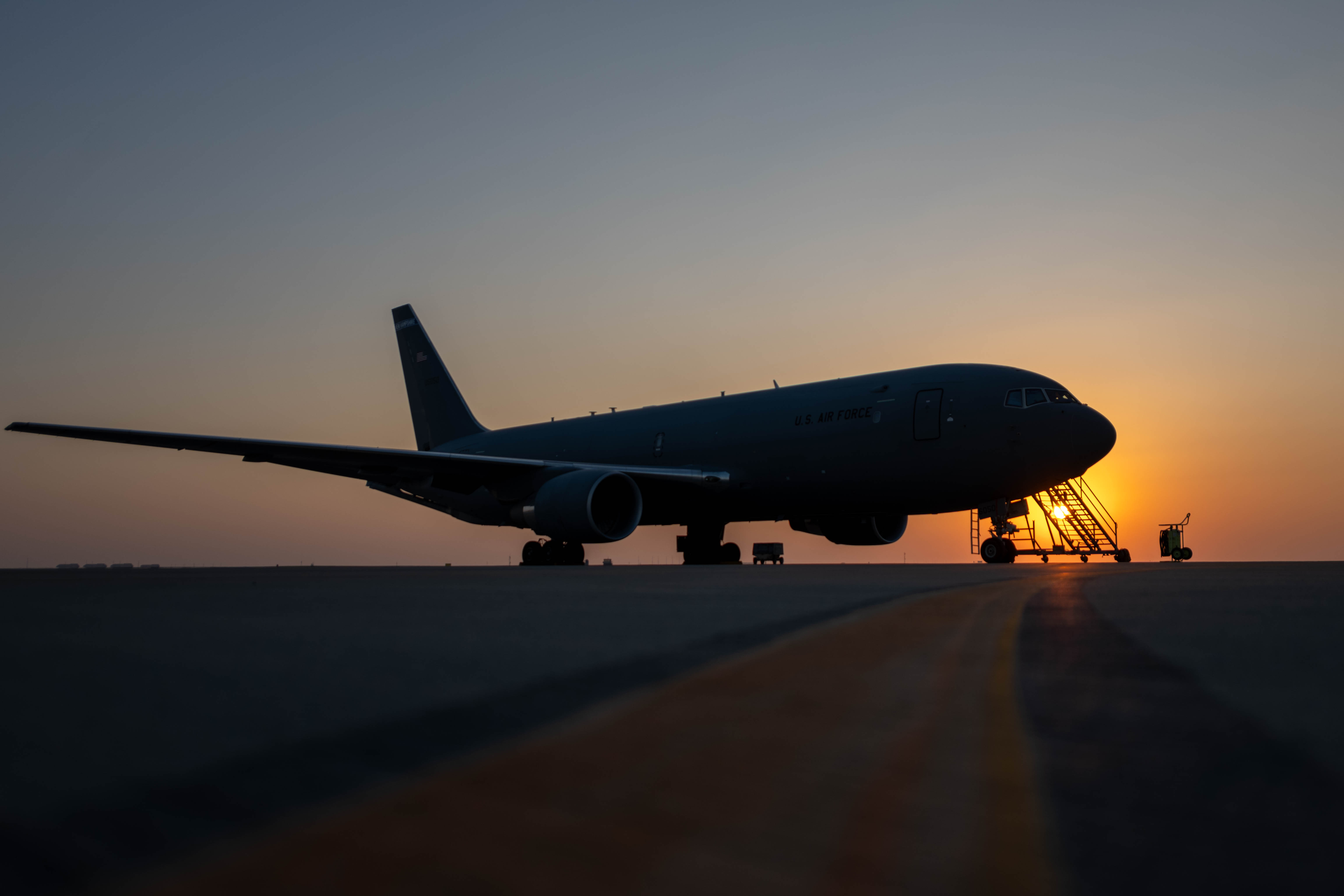 KC-46 and C-17 sunset operations > U.S. Air Forces Central > Article ...