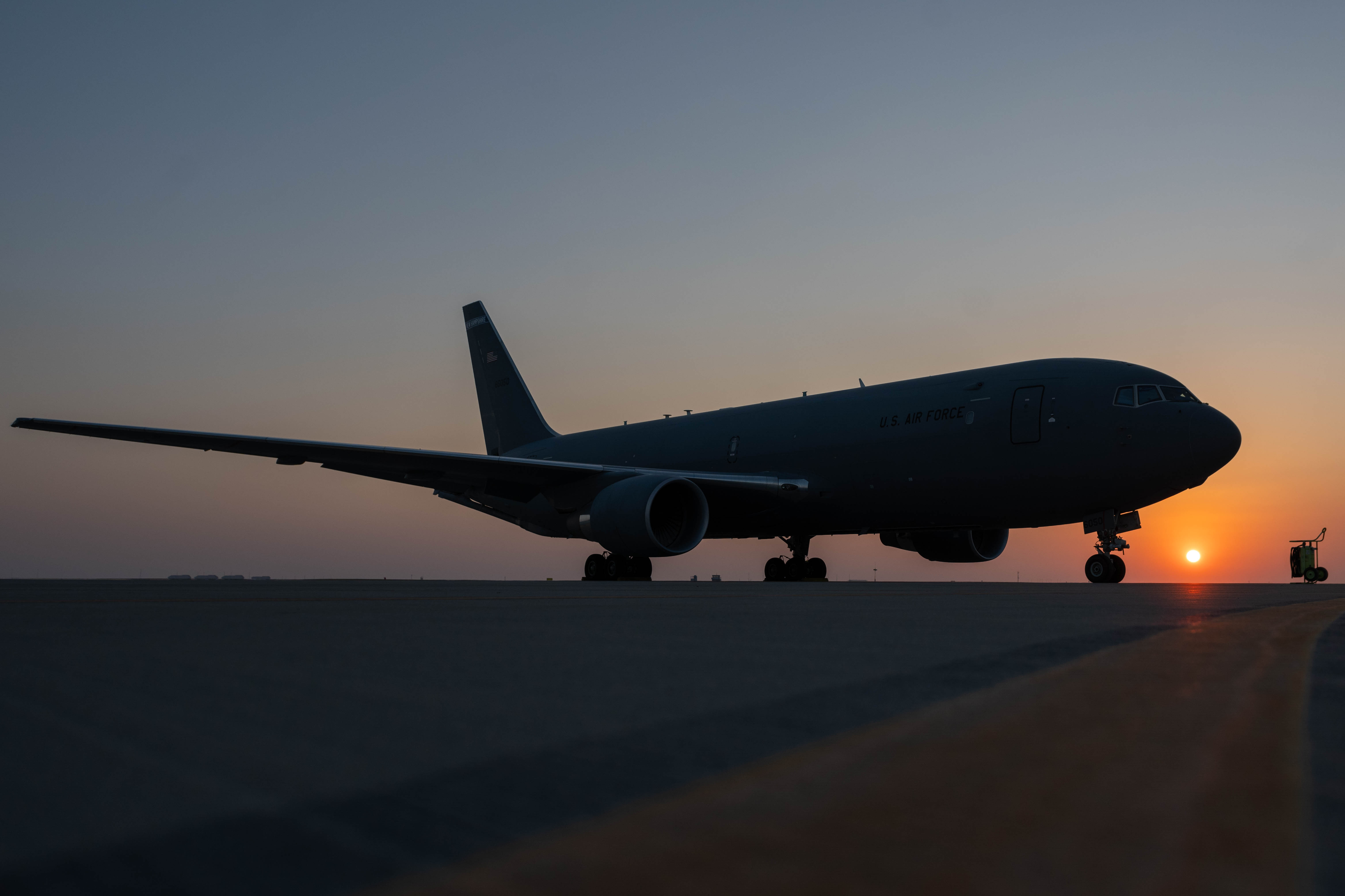 KC-46 and C-17 sunset operations > U.S. Air Forces Central > Article ...