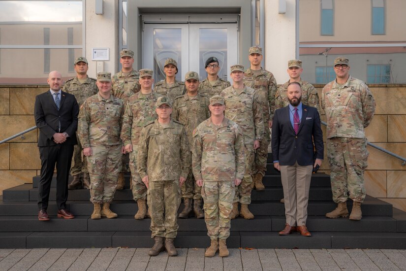 Press Release - USAREUR-AF hosts Turkish Land Forces leadership in ...