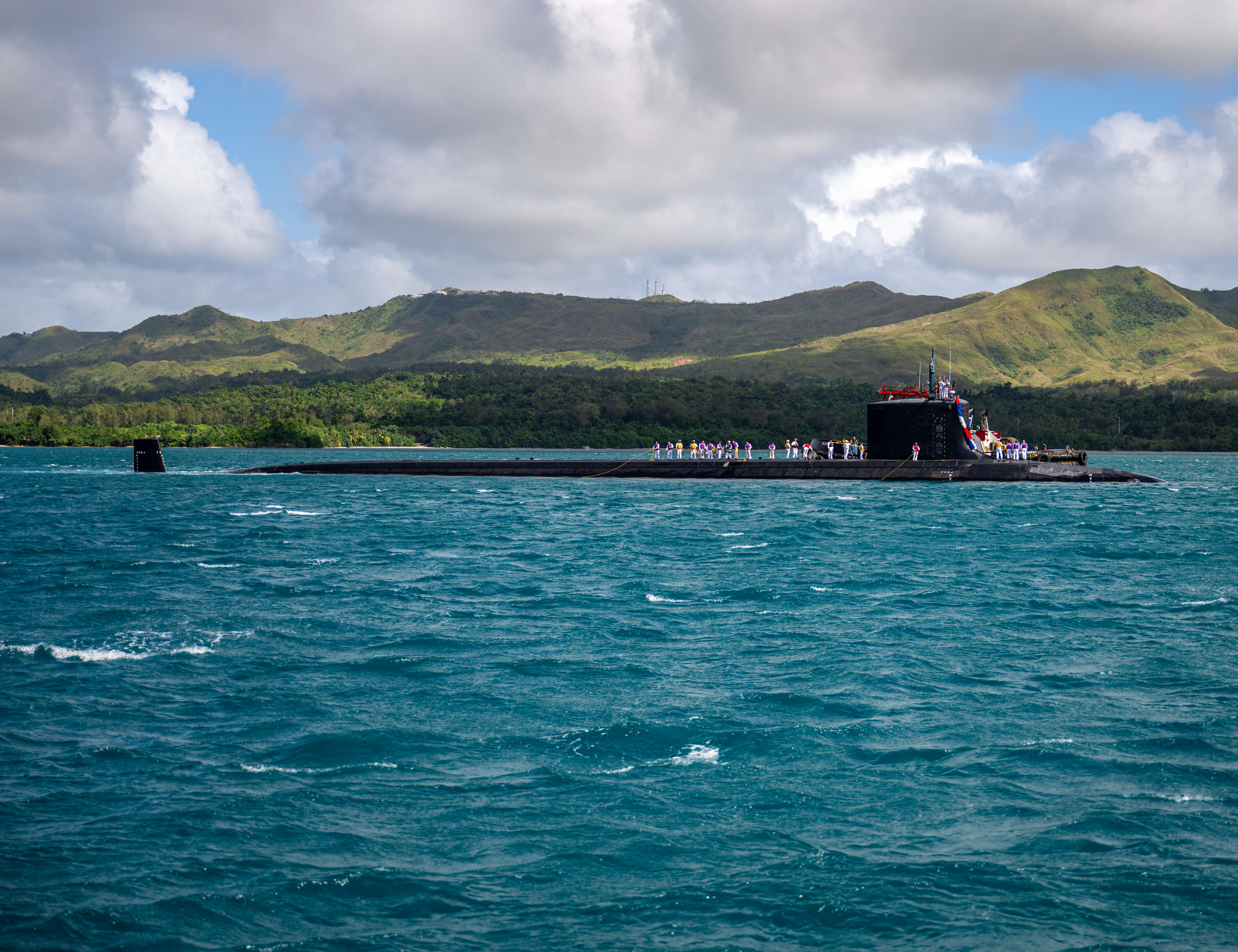 First Forward-Deployed Virginia-Class Submarine Arrives in Guam ...