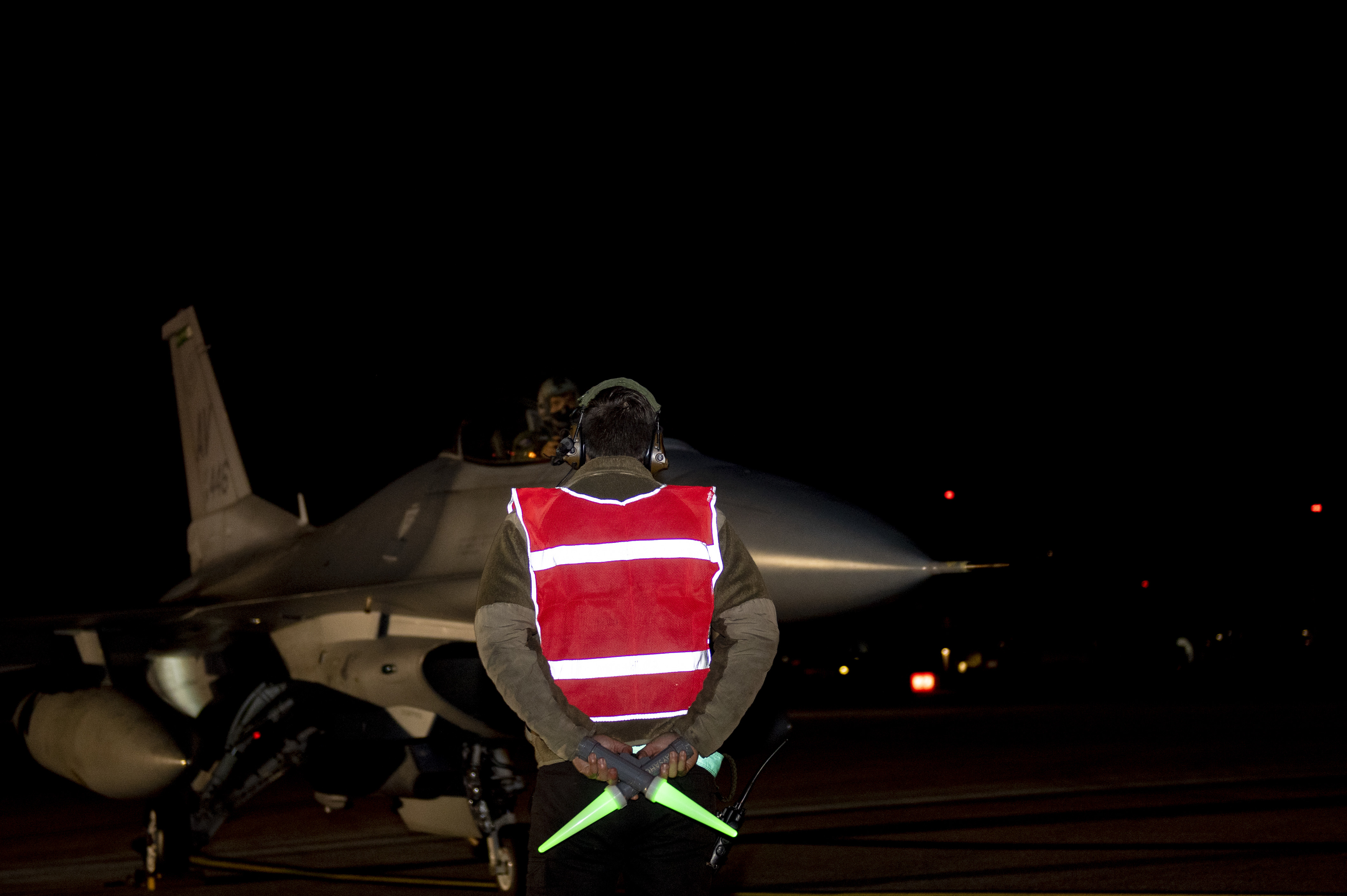 555th FGS perform Integrated Combat Turnaround > Aviano Air Base > Display