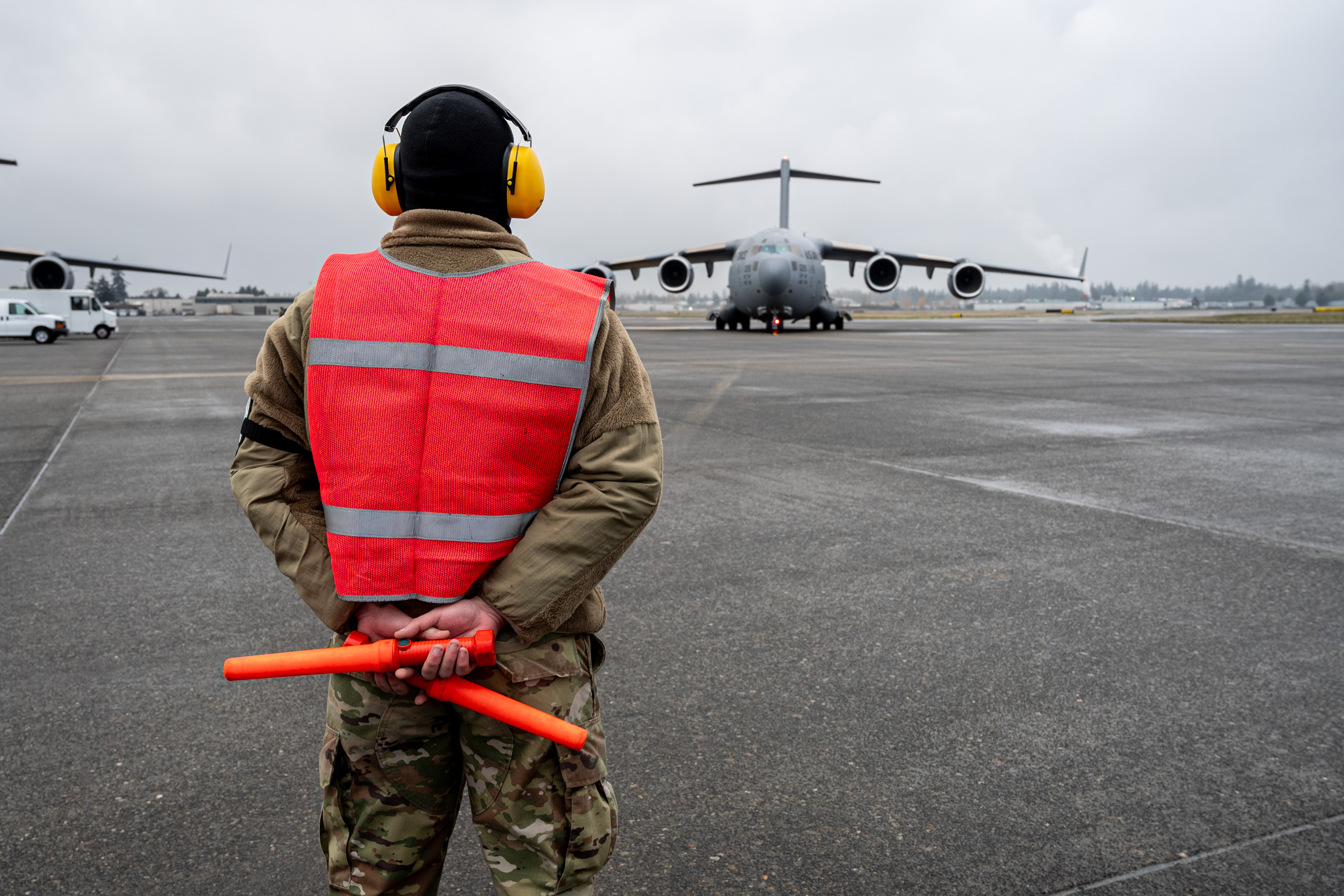 62d Airlift Wing Airmen set the stage for training flight > Team ...