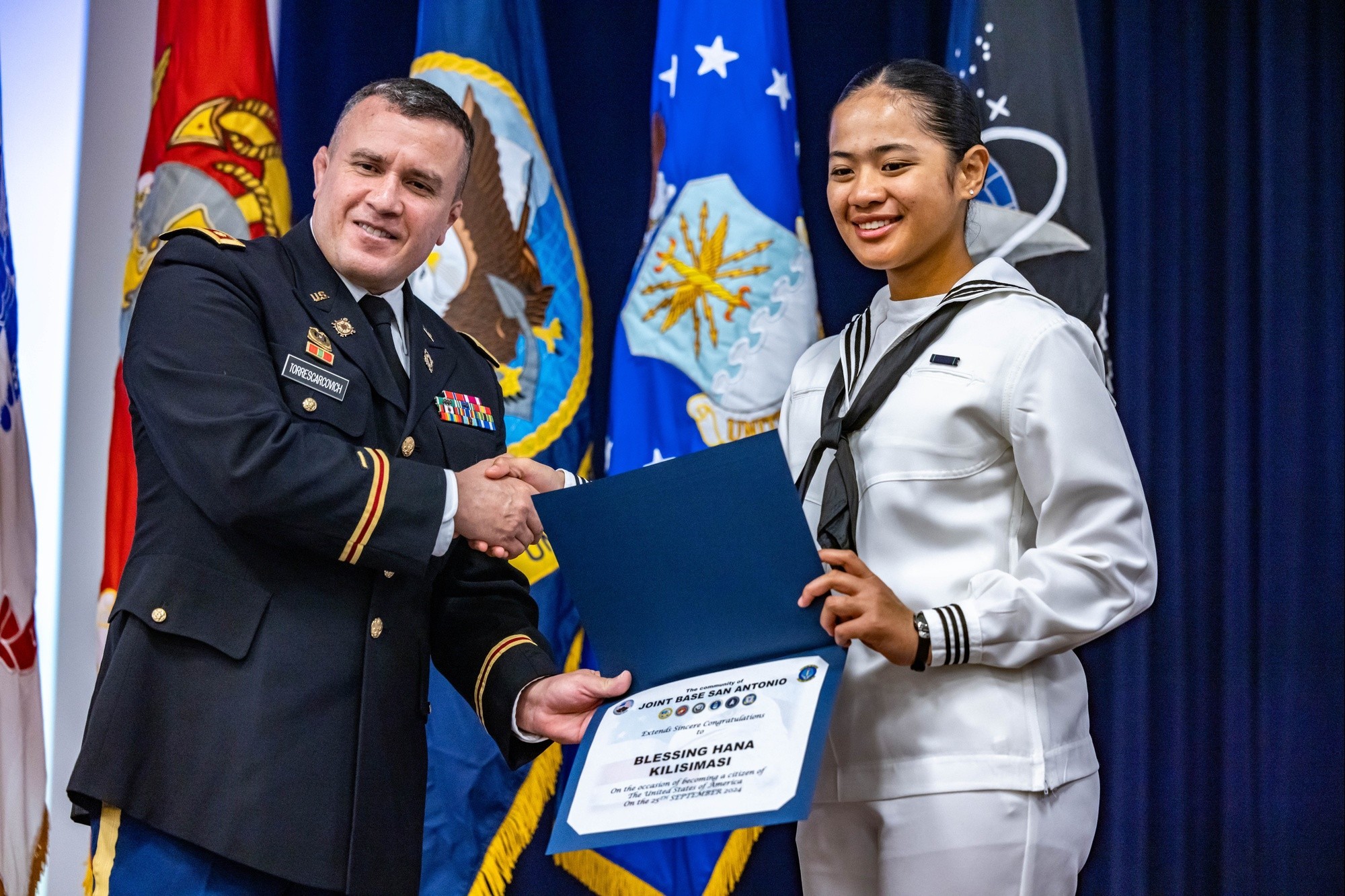 US Army South foreign area officer welcomes America’s newest citizens