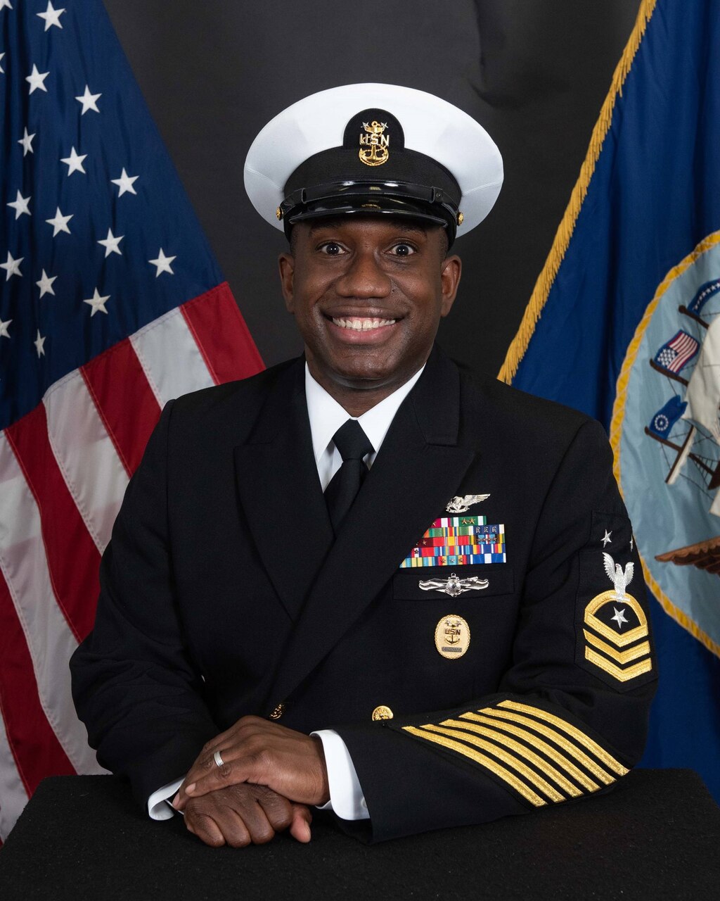 CMDCM > Commander, Navy Region Mid-Atlantic > Bio Detail