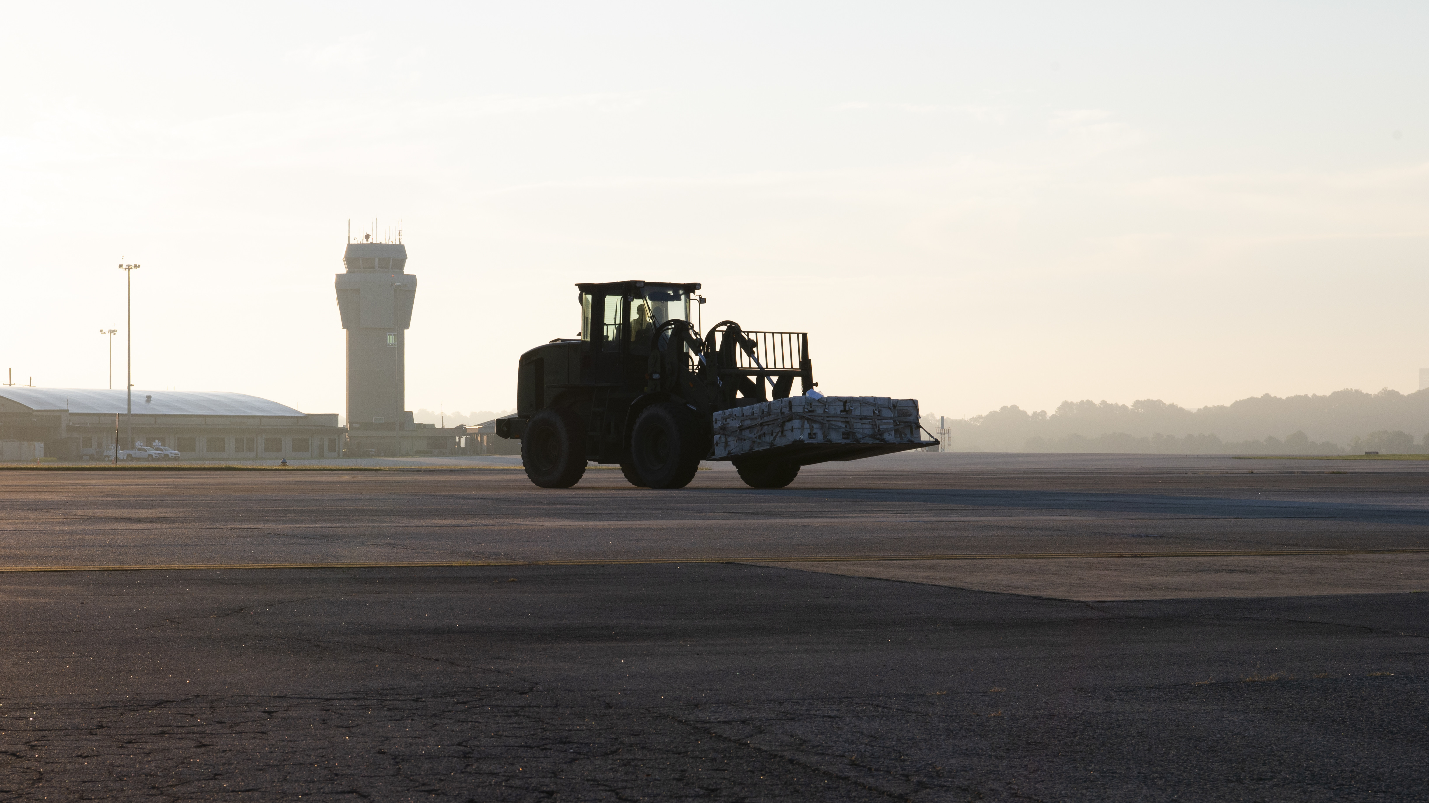 80th Aerial Port Squadron practices deployment readiness procedures ...