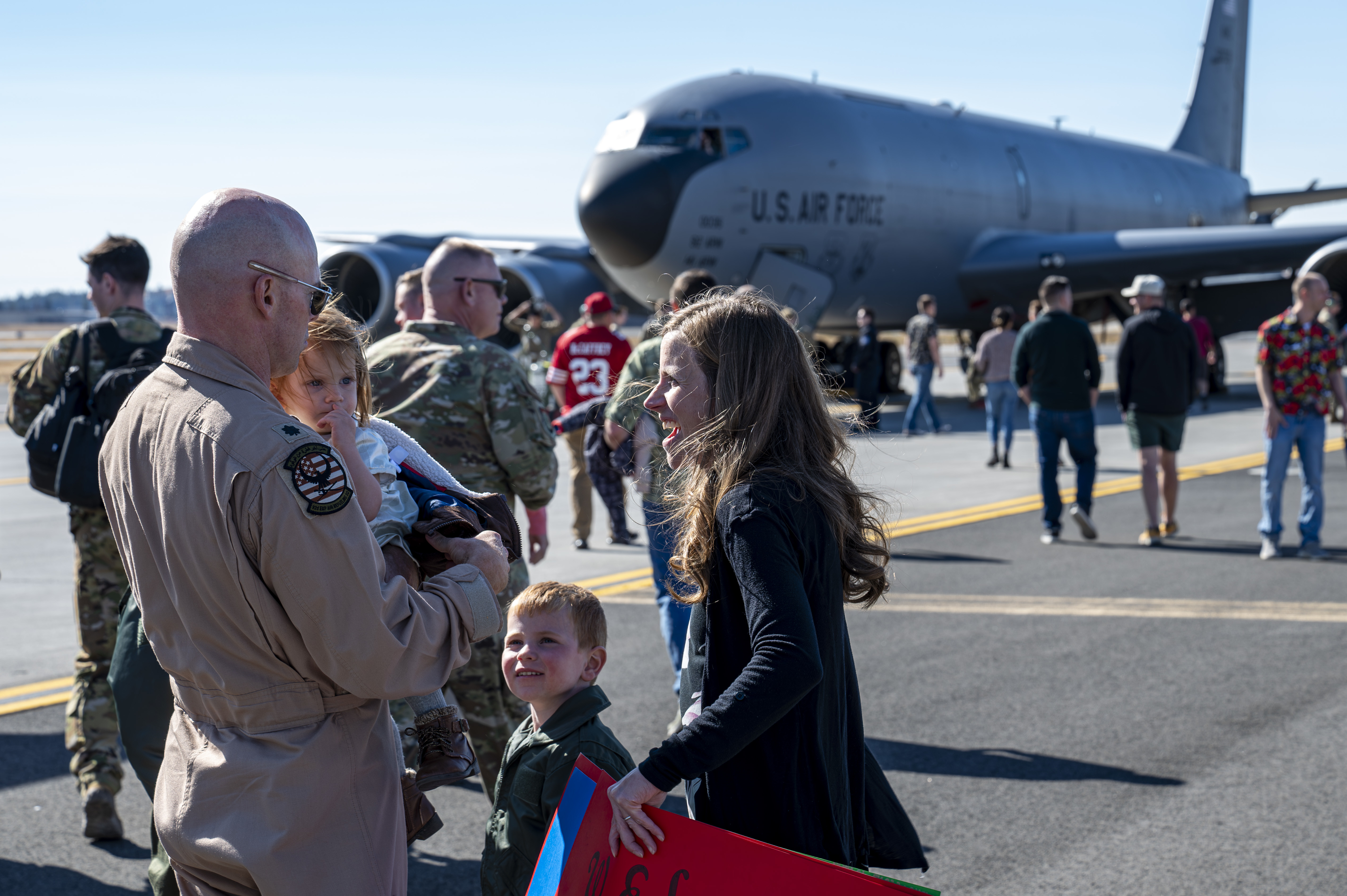 PHOTOS: 92nd Air Refueling Squadron Airmen return from deployment ...