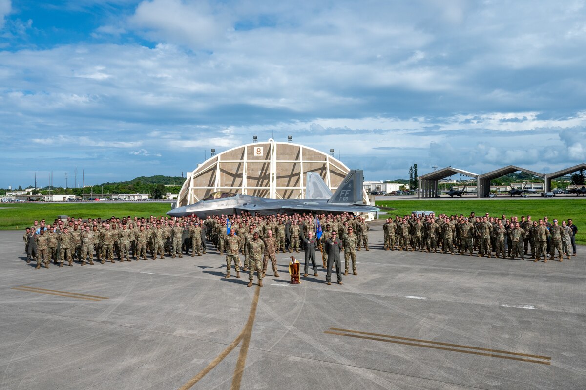 199th, 19th, 27th Squadrons Depart the 18th Wing > Kadena Air Base ...