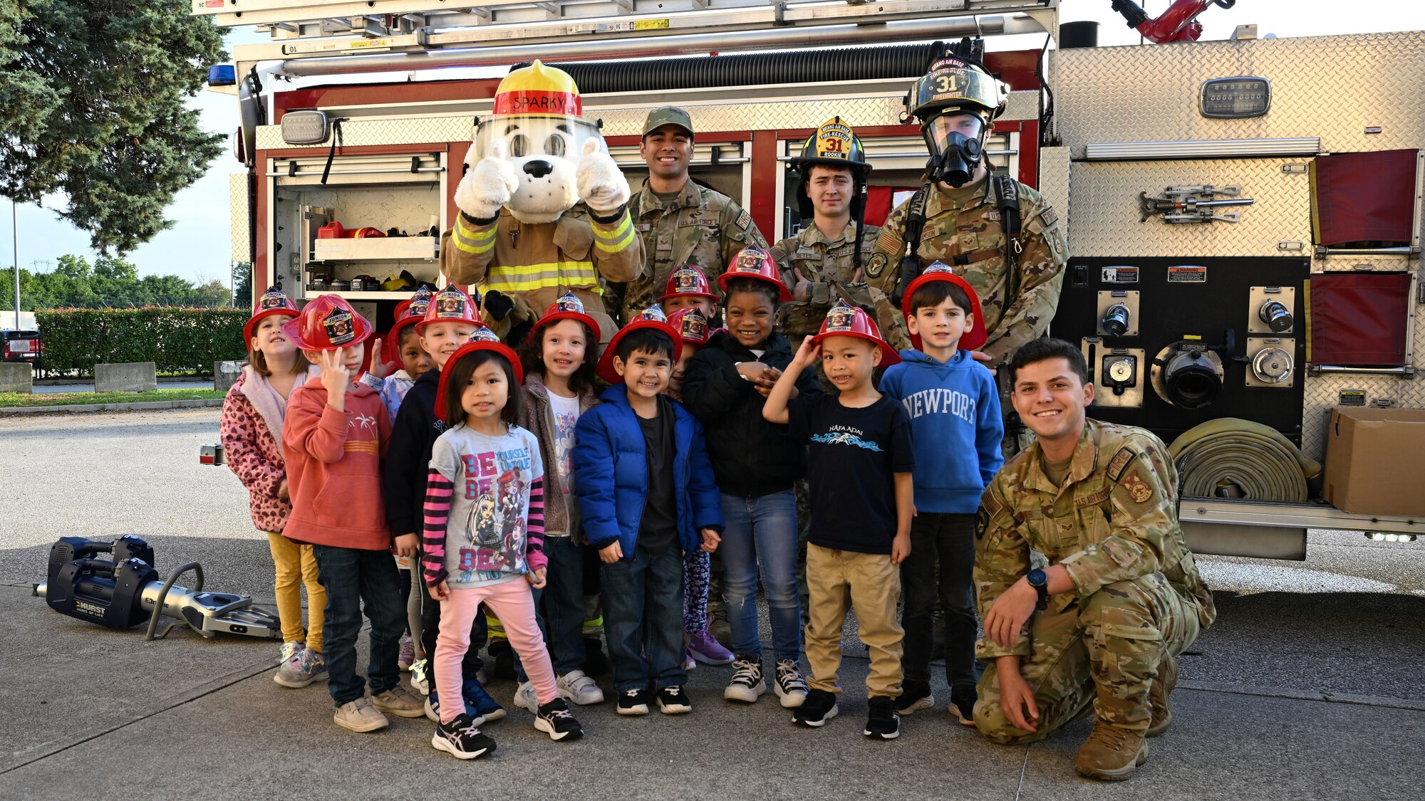 Sparky kicks off Fire Prevention Week 24 > Aviano Air Base > Display