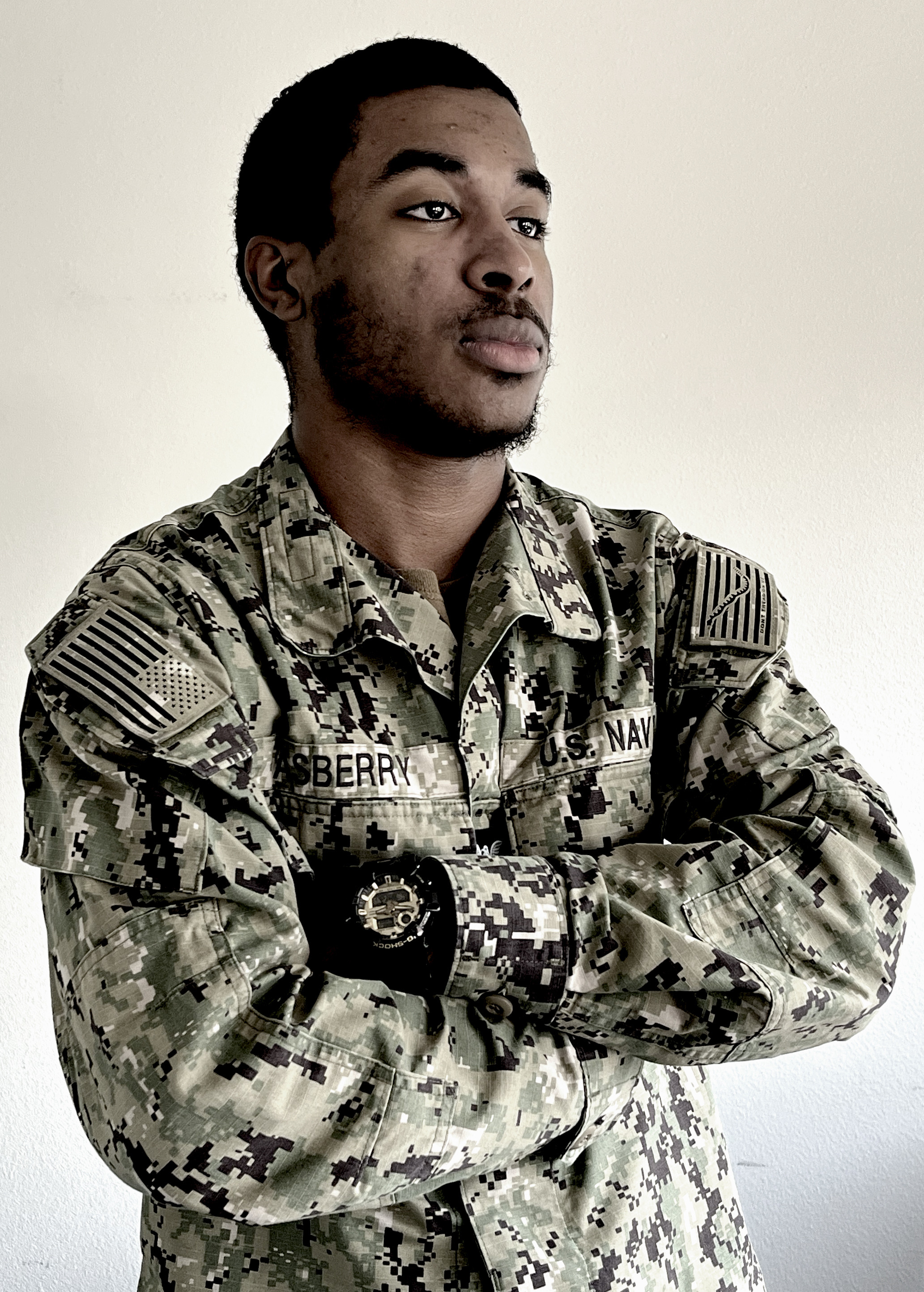 Sailor Performs Lifesaving CPR on Freeway Accident Victim > United ...