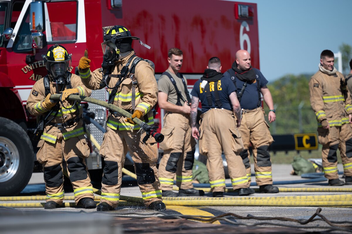 Charlie West and Yeager Airport Exercise Together for Passenger Safety ...