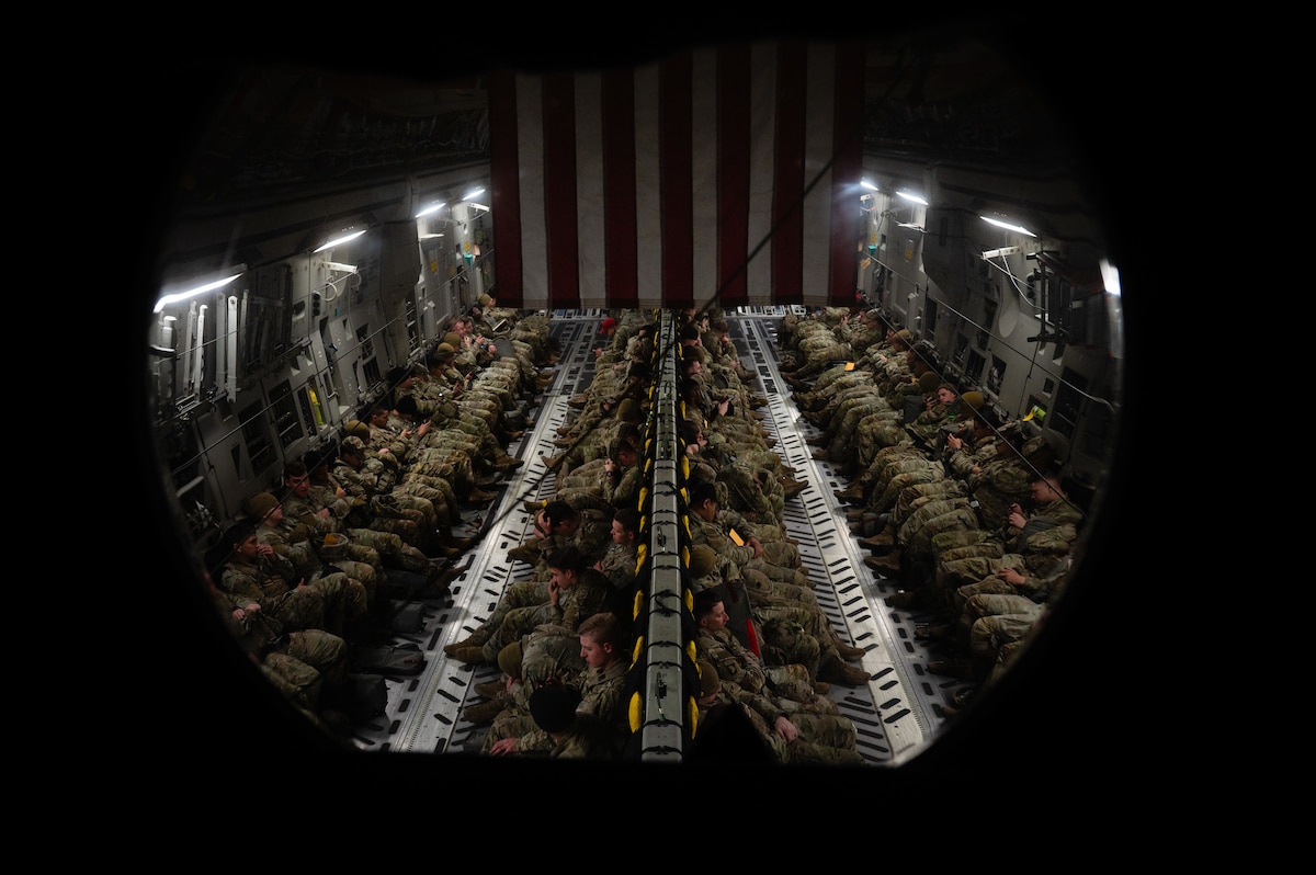 Joint Forcible Entry Operation exercise at Hilo, Hawaii JPMRC 25-01 ...