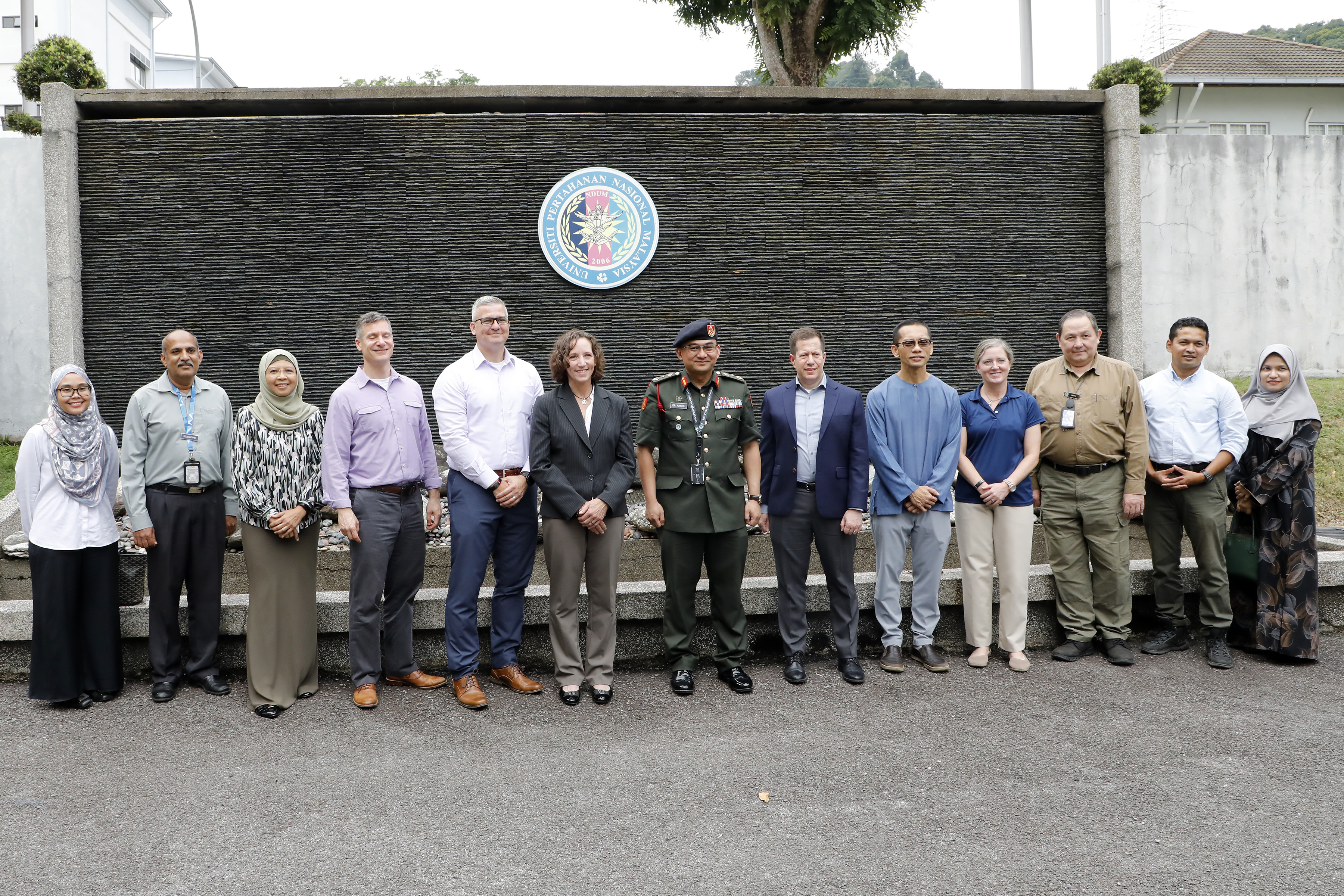 NAMRU INDO PACIFIC Grows Partnership in Malaysia > U.S. Indo-Pacific ...