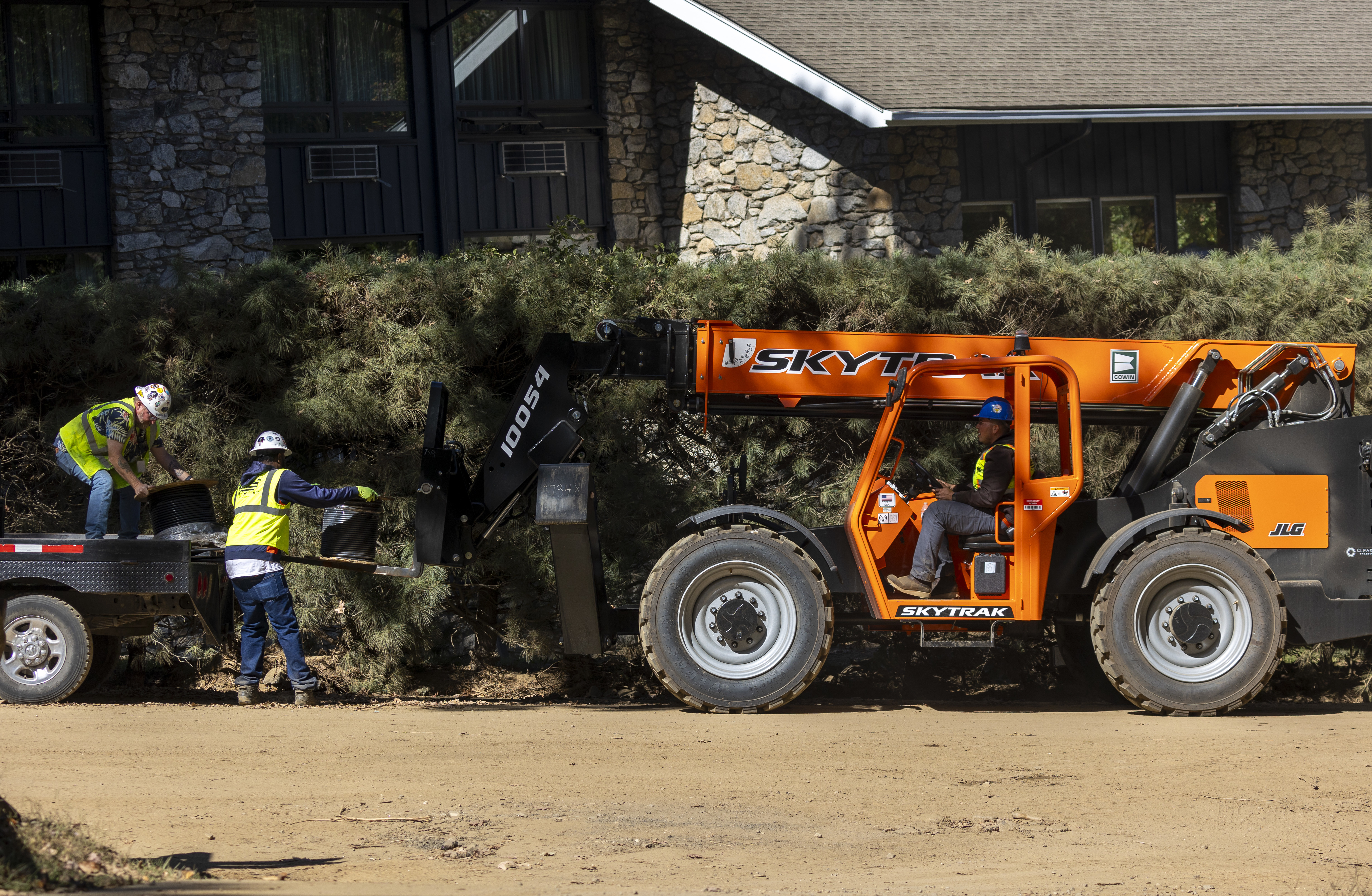 USACE provides generators, responds to Hurricane Helene