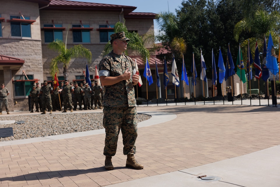 Wounded Warrior Battalion West Relief and Appointment Ceremony ...