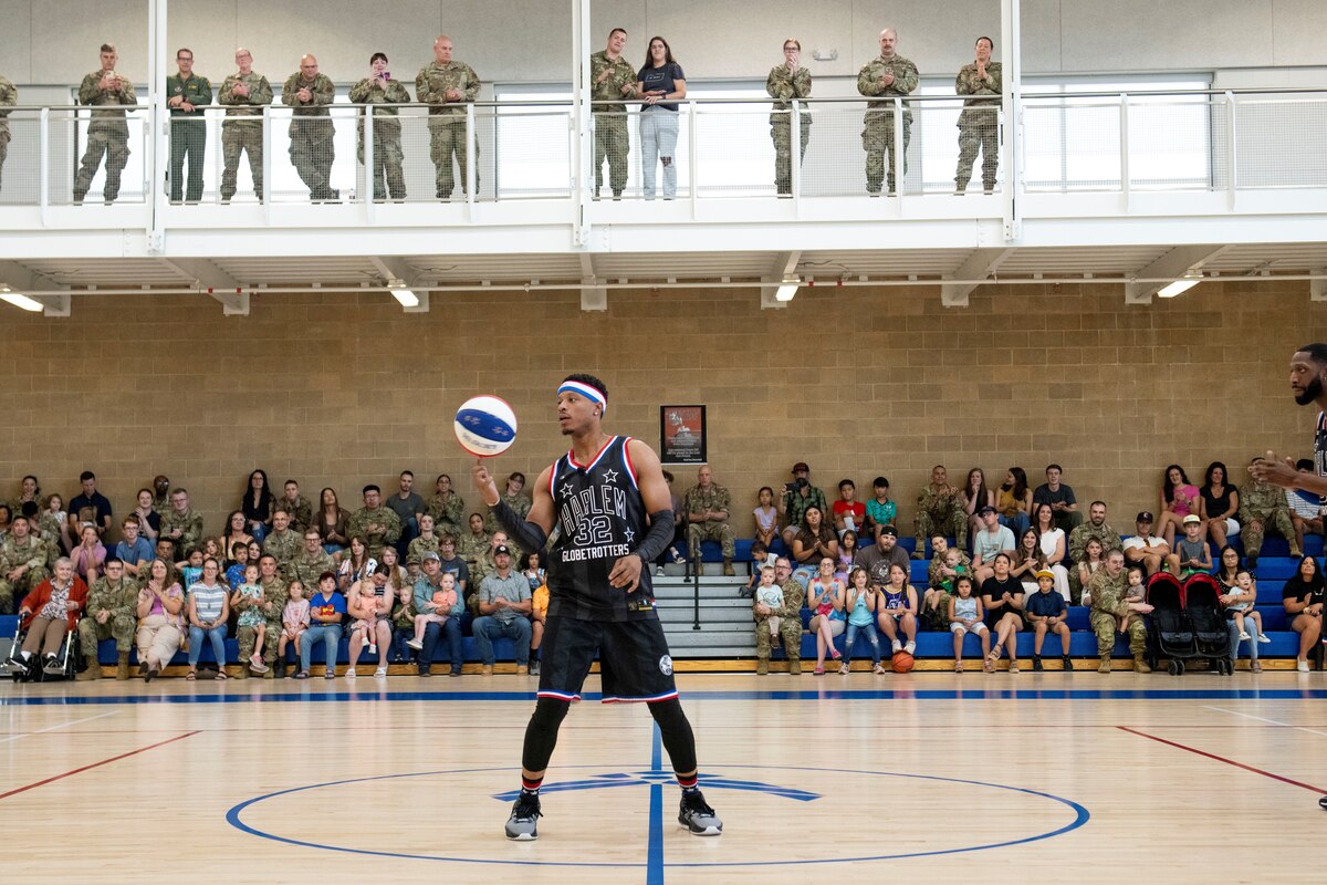 419th celebrates deployers with a welcome home featuring the Harlem ...