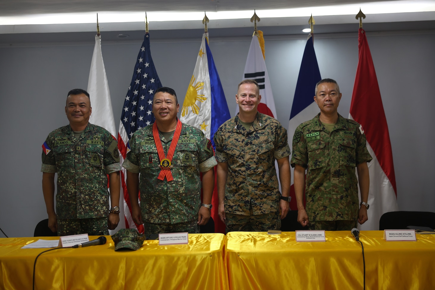 U.S. Marines with MRF-SEA, 15th MEU Begin Exercise KAMANDAG 8 in the ...