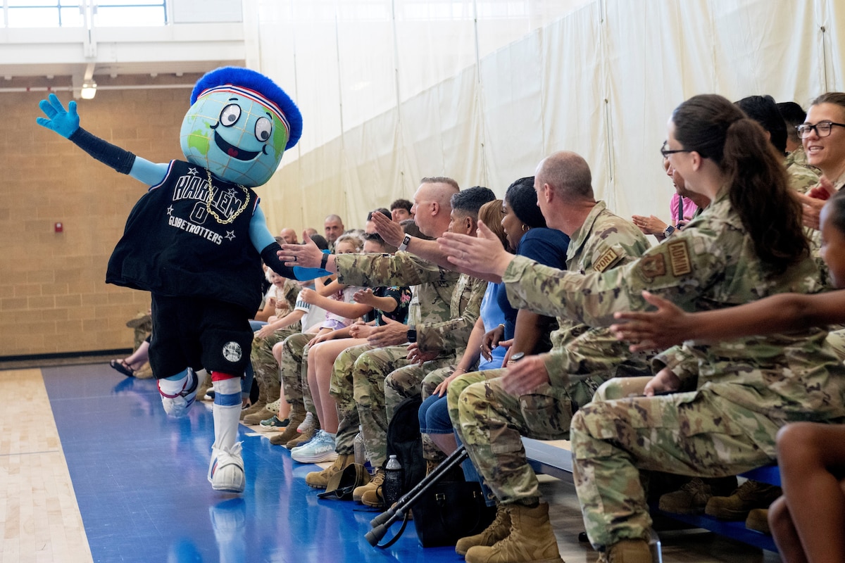 419th celebrates deployers with a welcome home featuring the Harlem ...