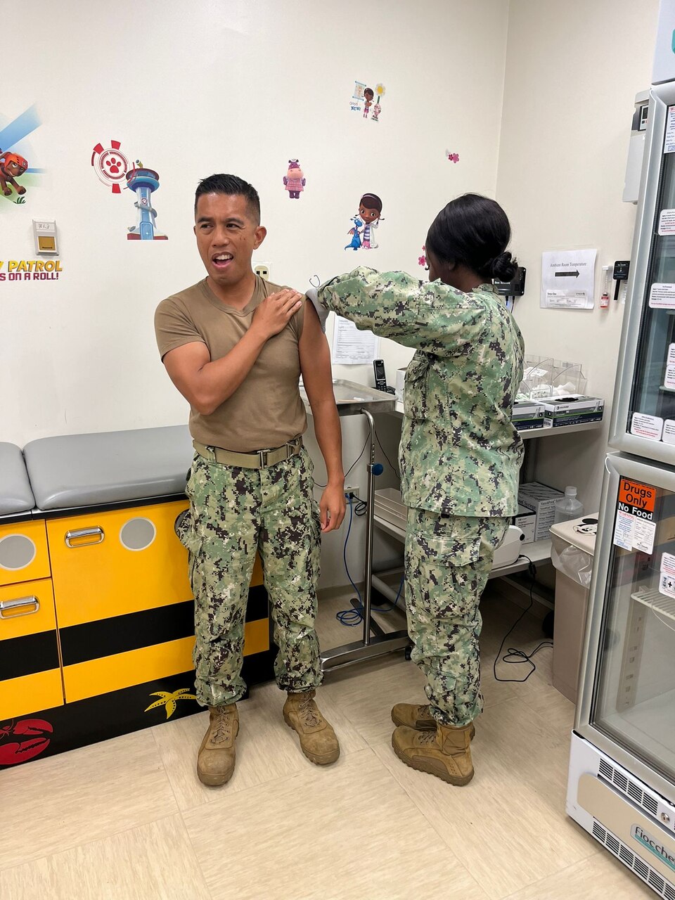 NMRTC Sigonella Commanding Officer and Executive Officer Receive ...