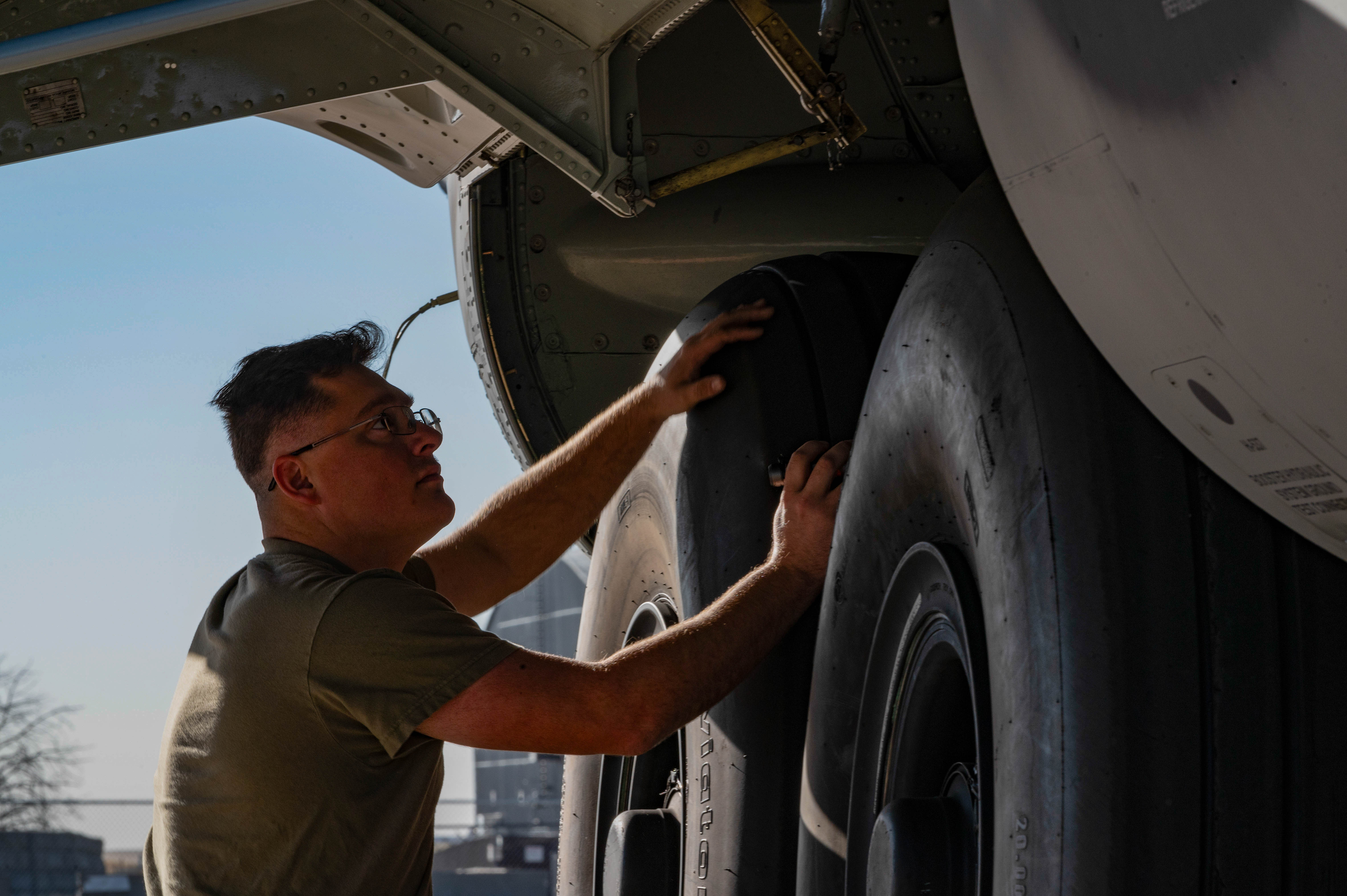 AFSOC demonstrates aircraft capabilities over USAFA > 919th Special ...