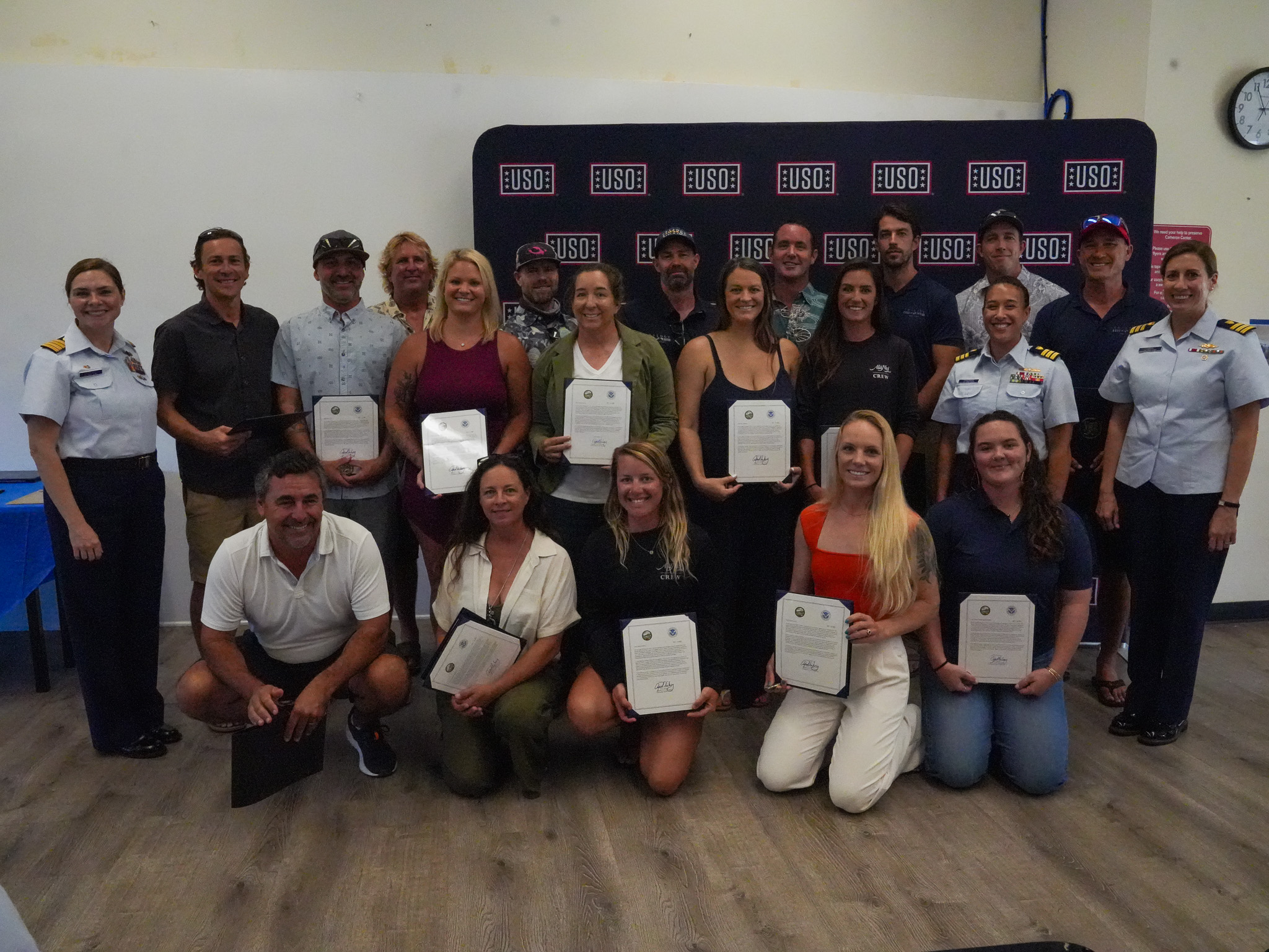 Coast Guard members, good Samaritans receive international recognition ...