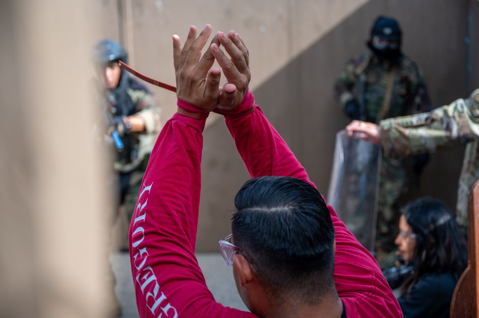 Hostage Situation Checklist > DINFOS Pavilion > Checklist