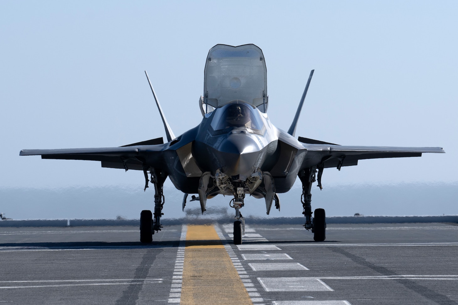 F-35B test jet begins sea trials with Japanese multi-functional ...