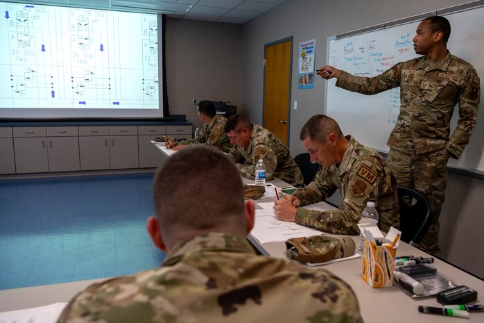 Halvorsen 25K Cargo Loader Maintenance MTT