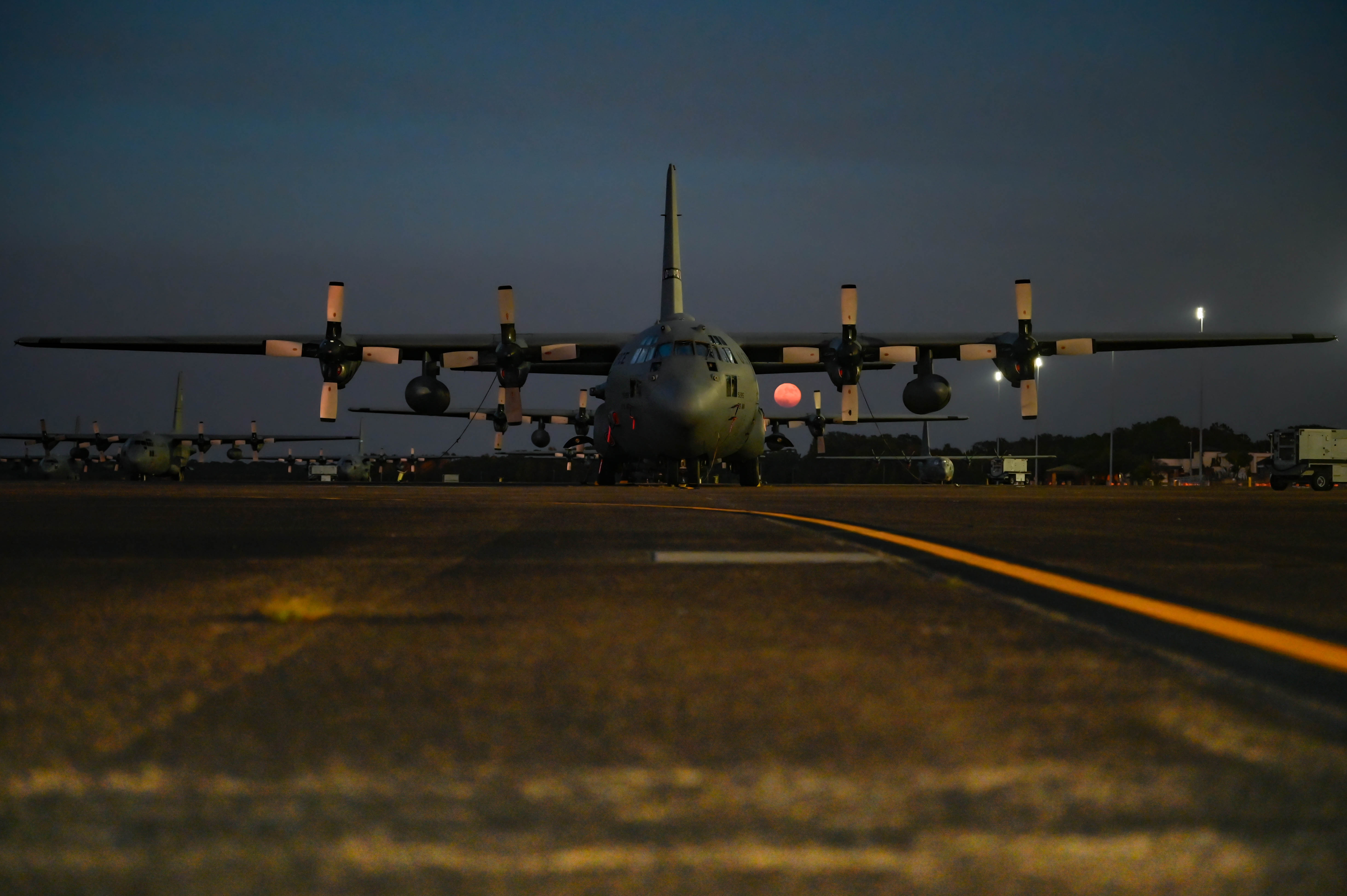 “Hunter’s Moon” illuminates Team Little Rock > Little Rock Air Force ...