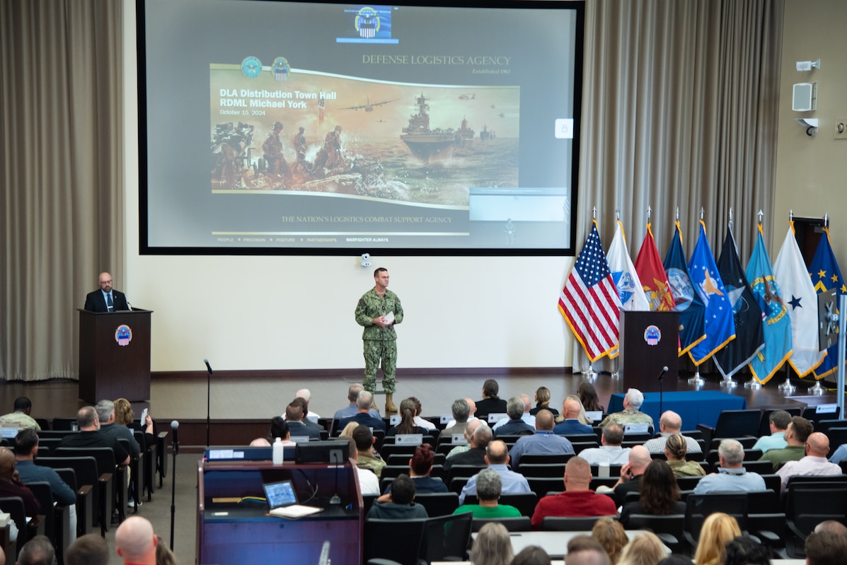 DLA Distribution commander talks strategy, connects with workforce ...
