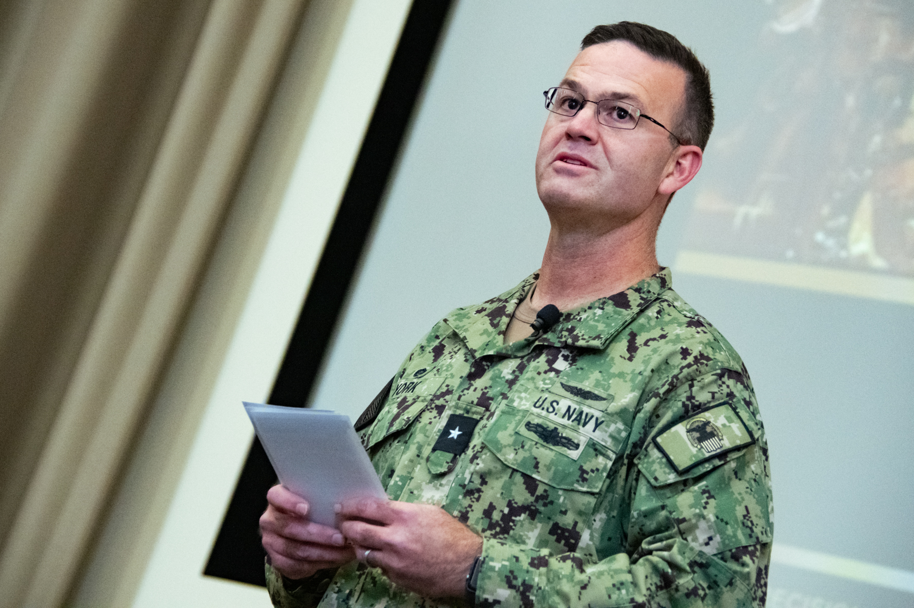 DLA Distribution commander talks strategy, connects with workforce ...