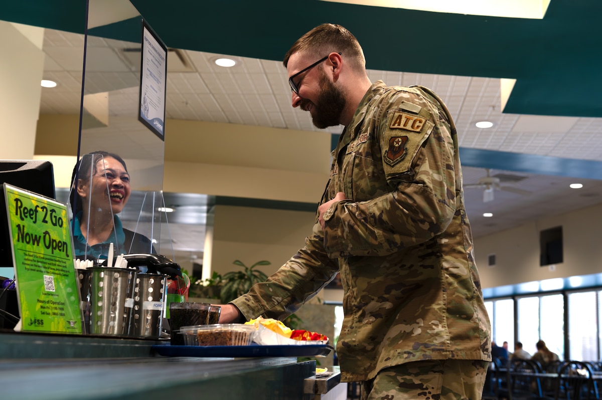 Serving Up Service: A Taste of Air Force Dining! > Hurlburt Field ...