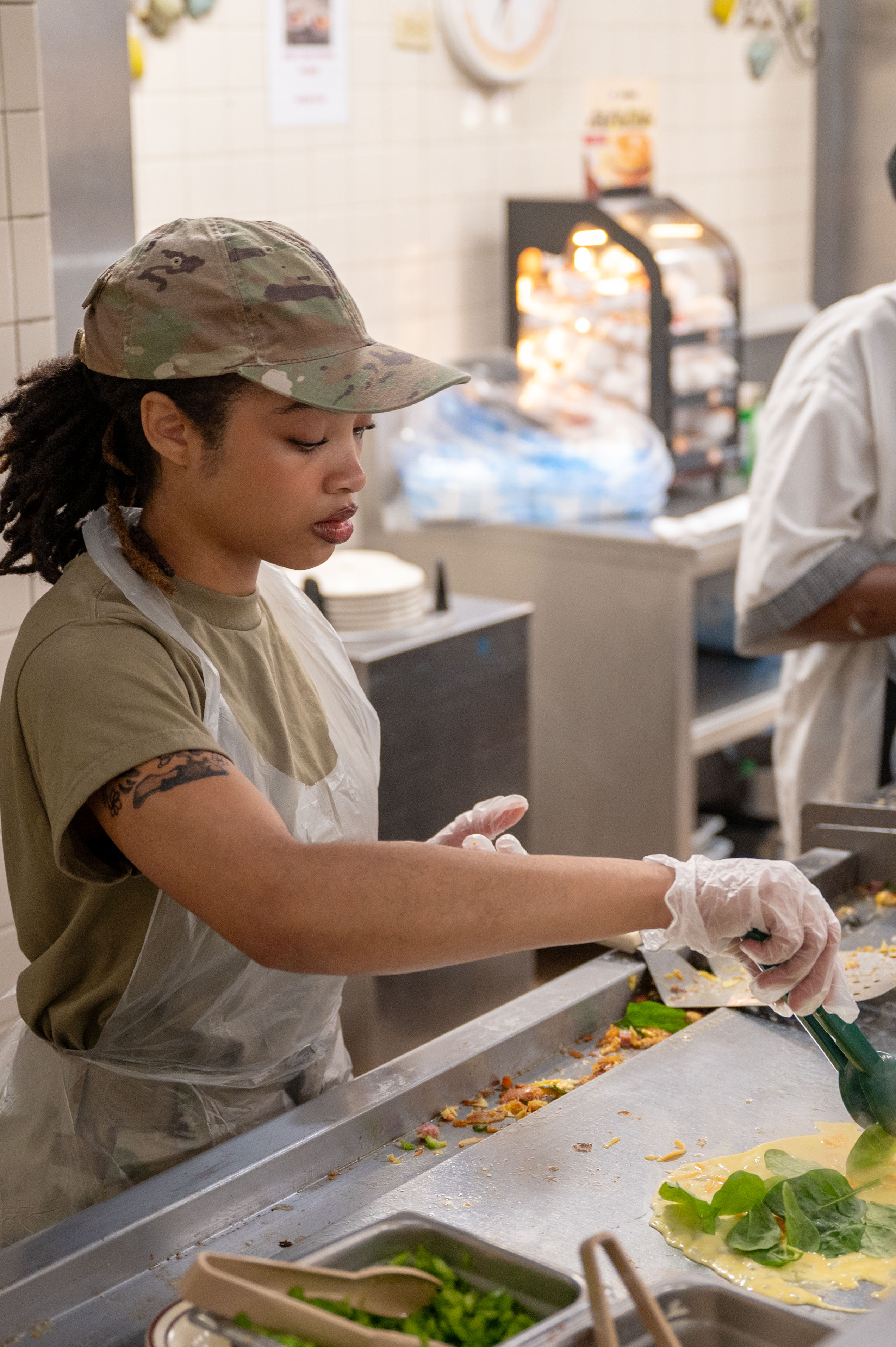 Breakfast is served: Food Services role in sustaining Reservists ...