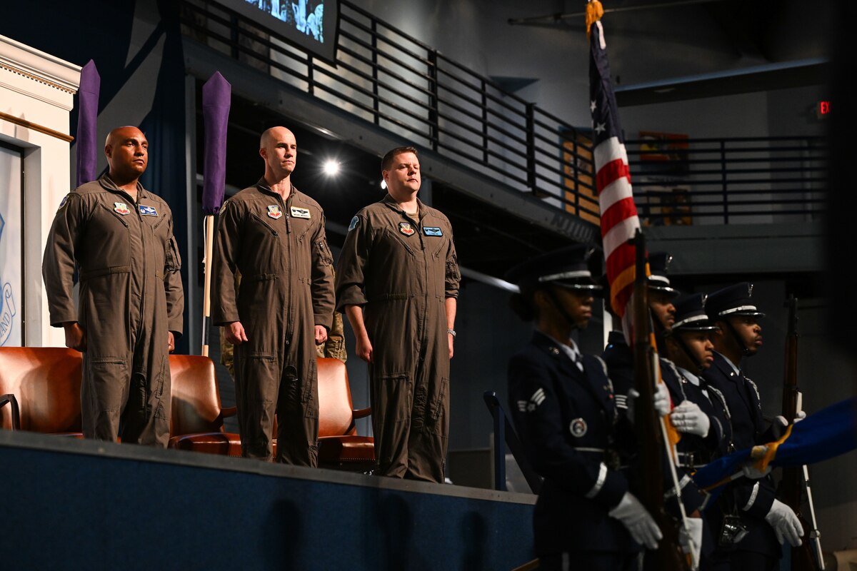 950th Spectrum Warfare Group and 17th Electronic Warfare Squadron ...