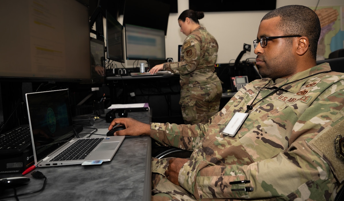 The Bridge, The Chain, The Heart: Command Post Insight > 505th Command ...