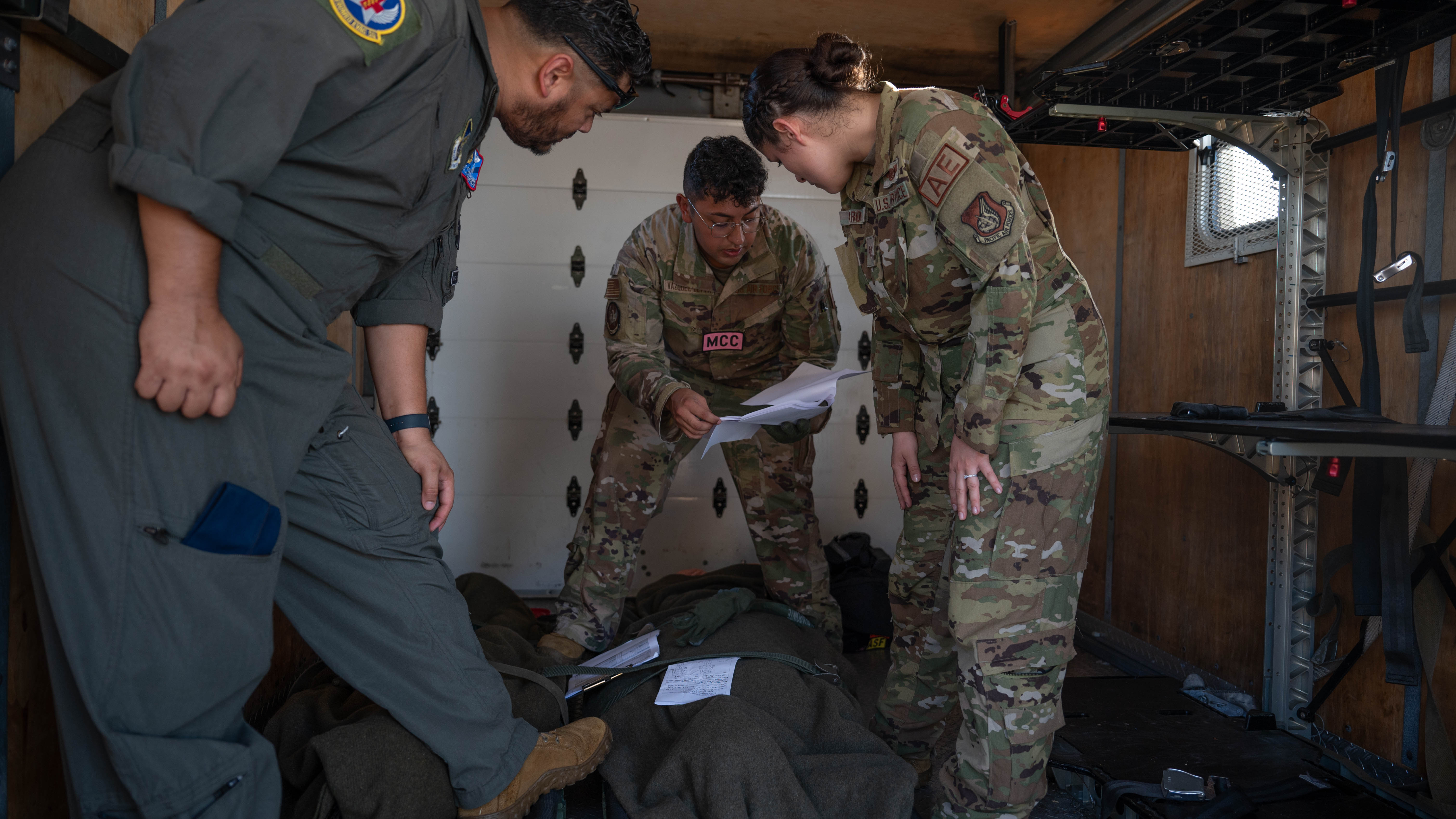 18th AES trains to answer the call > Air Force Medical Service > Display