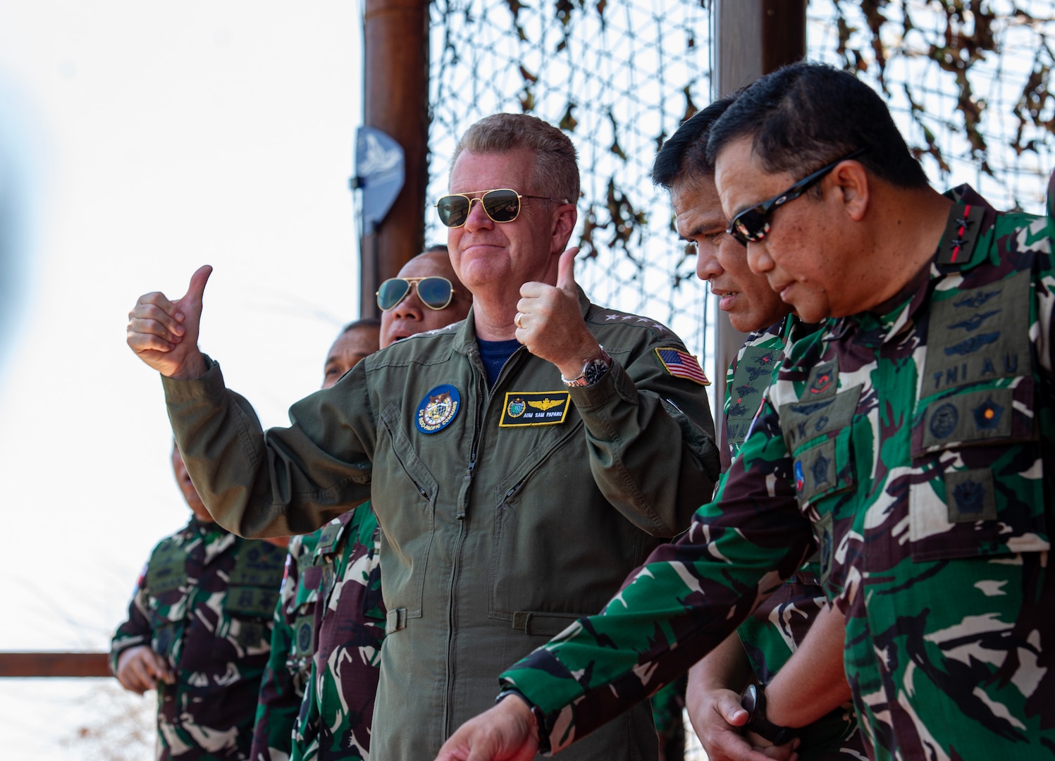 U.S. Indo-Pacific Commander Travels to Indonesia > U.S. Indo-Pacific ...