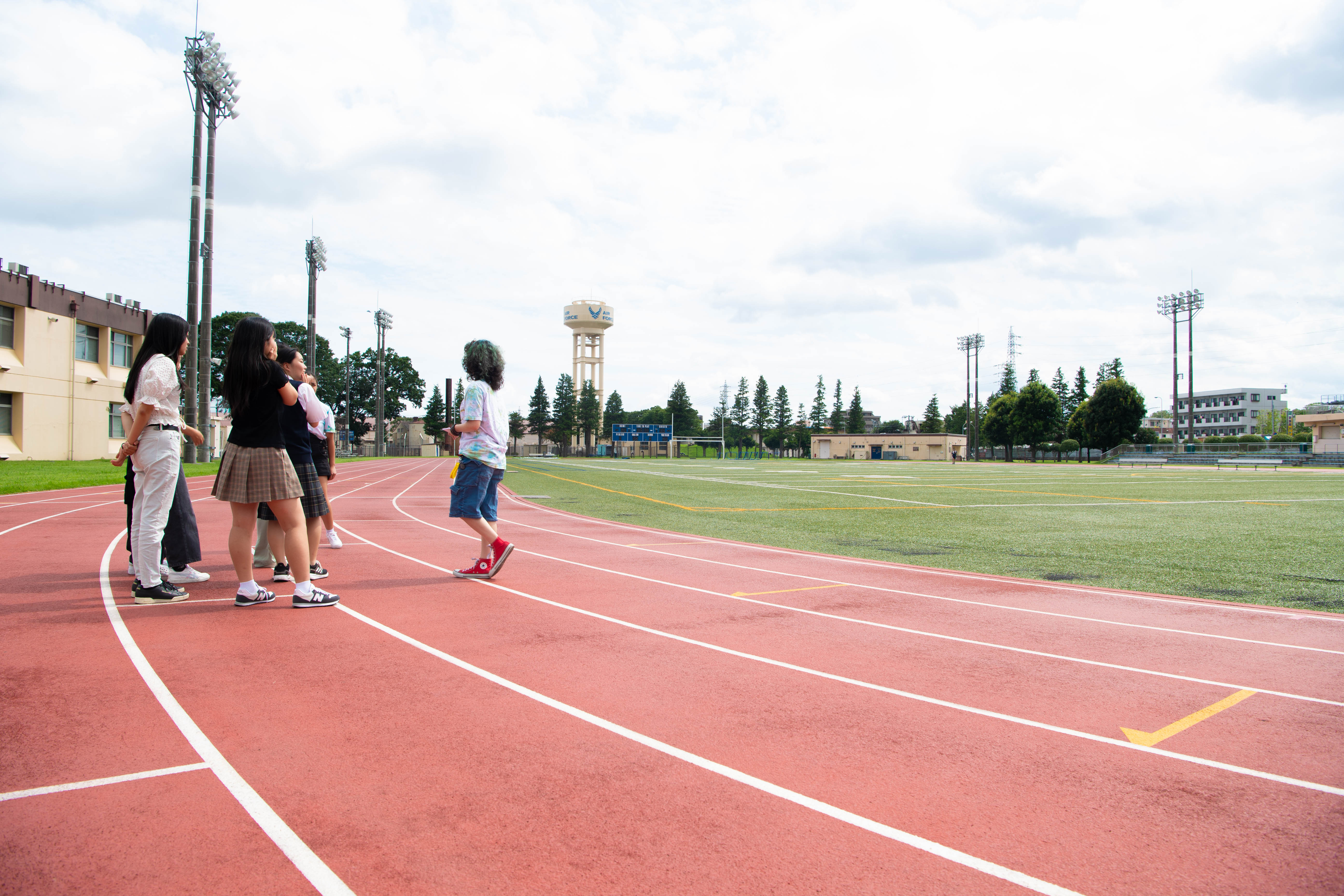 Musashimurayama City students take on Yokota > Yokota Air Base ...