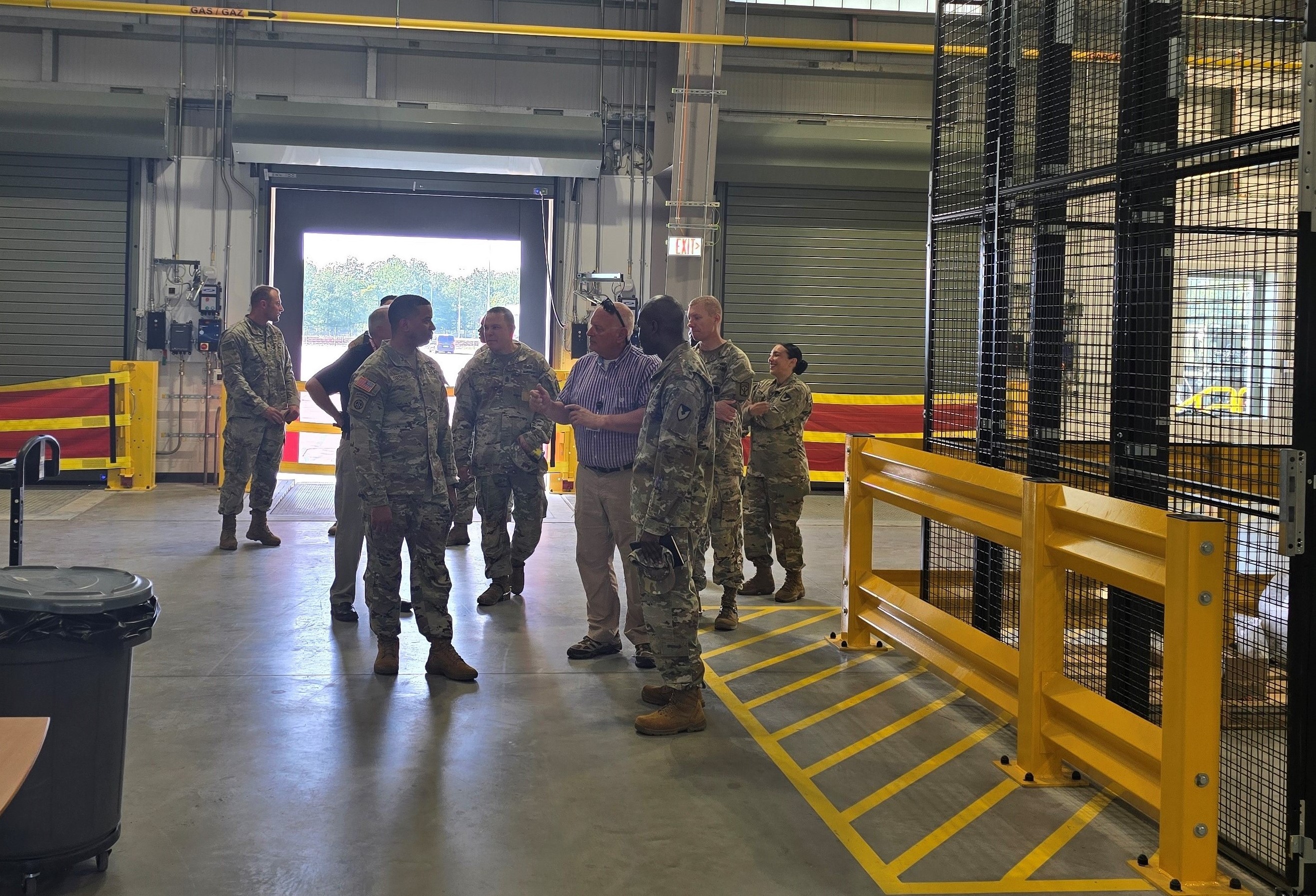 593rd ESC, 53rd Trans. Bn. command teams visit Army’s newest APS ...