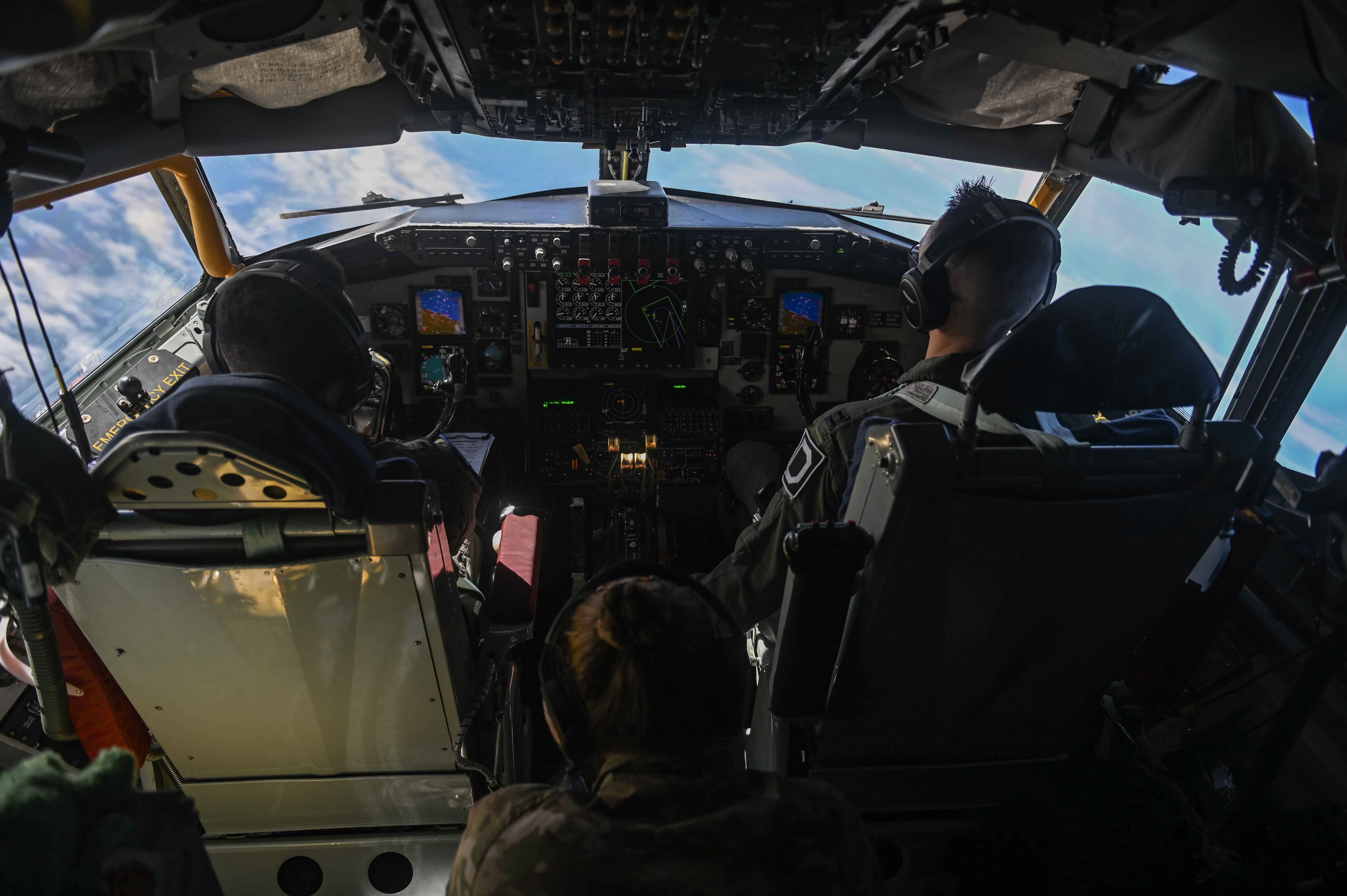 351st ARS conducts fallback training > Royal Air Force Mildenhall > RAF ...