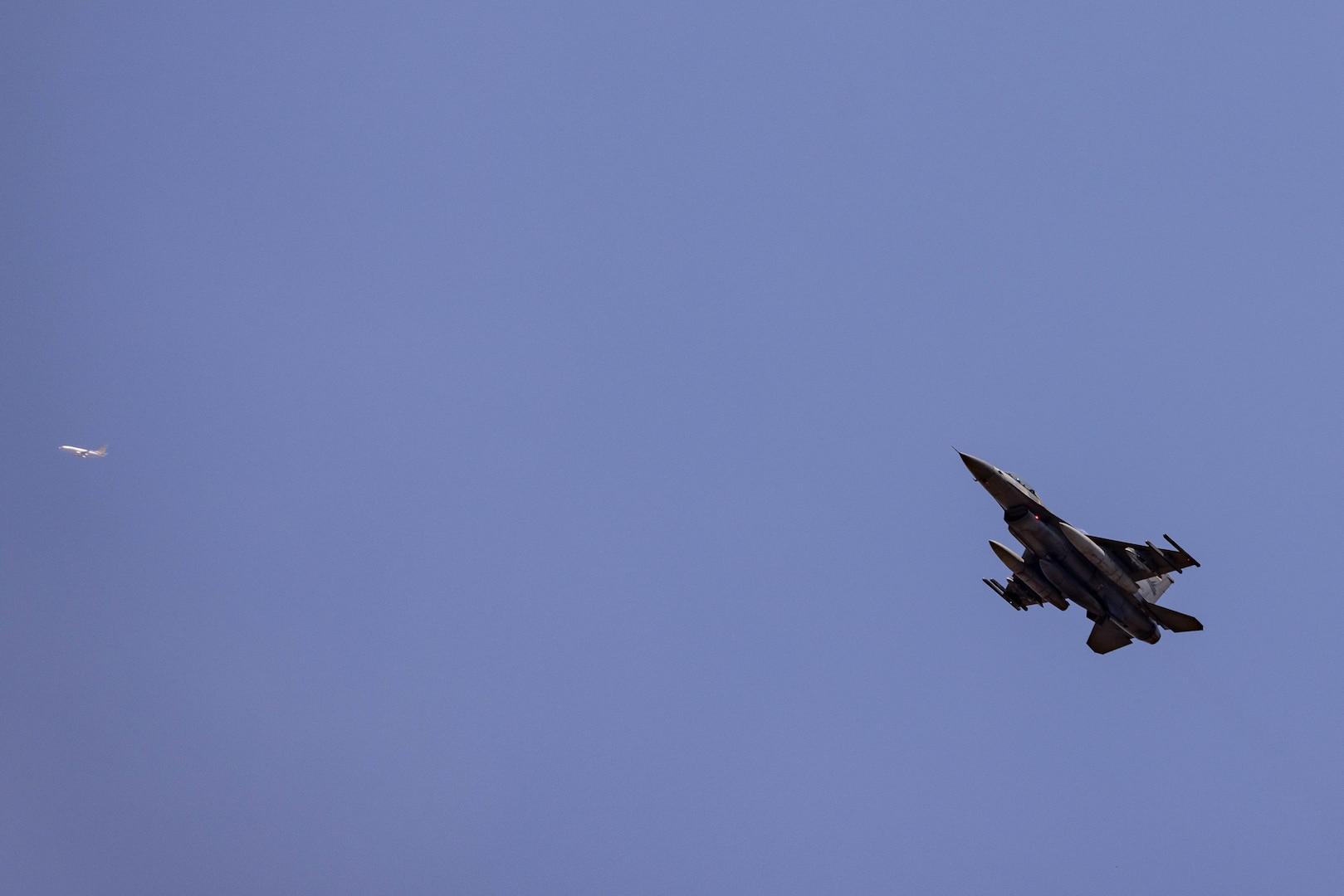 Super Garuda Shield 2024: ‘Joint strike’ exercise demos an F-16, live ...